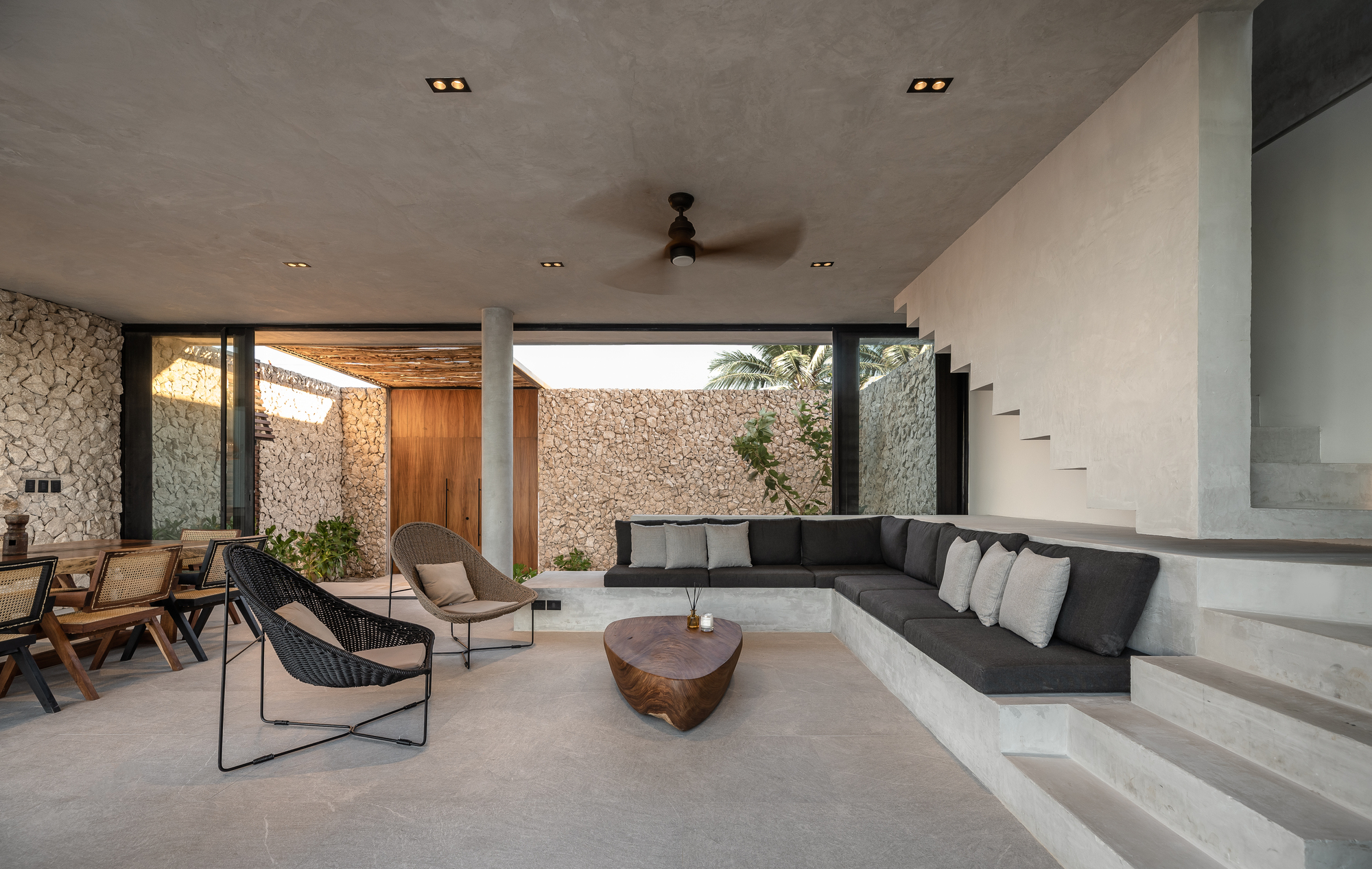 Gallery of Tunich House / Ápiron - 2