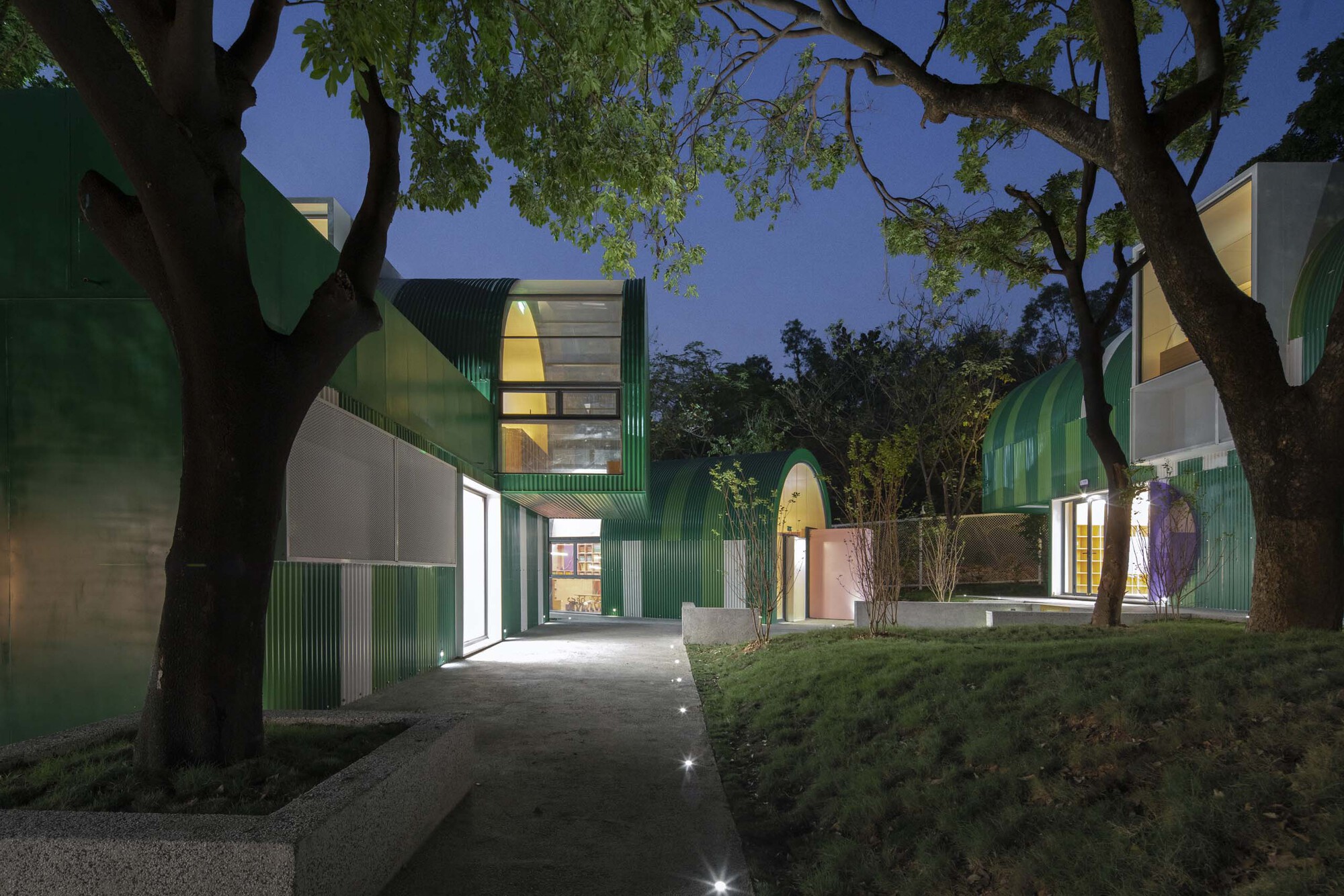 Gallery of Renovation of the Jinping Lower Primary School / Atelier cnS ...