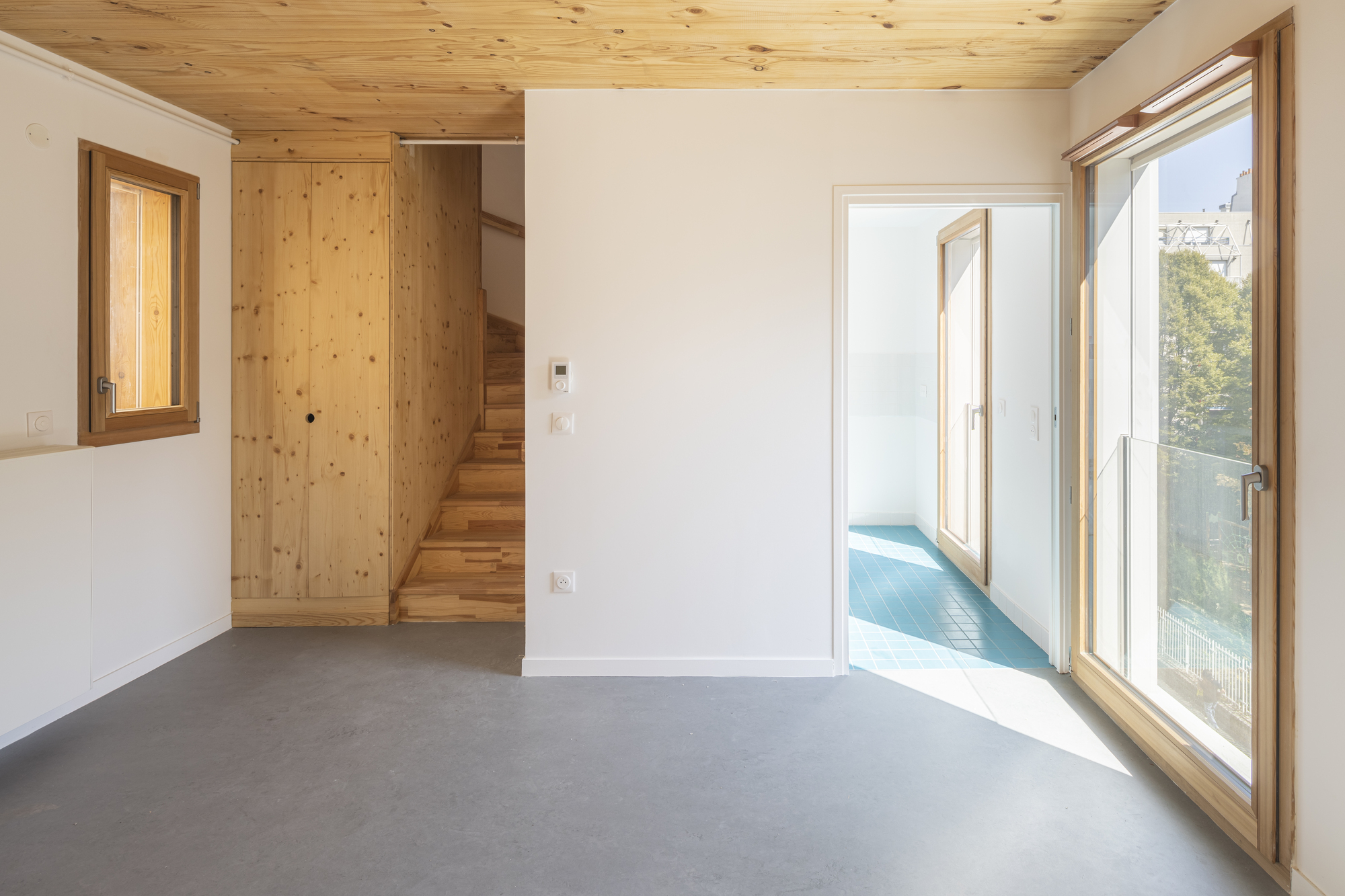 Gallery of 6 Housing Units in Paris / mobile architectural office - 21