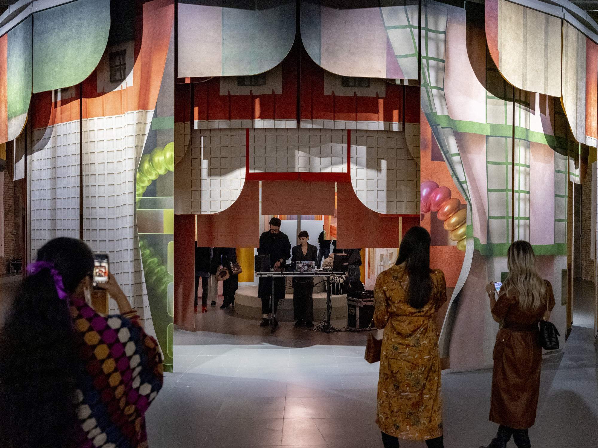 Gallery of Space Popular Adapts Aldo Rossi’s Concepts of Urbanism to ...