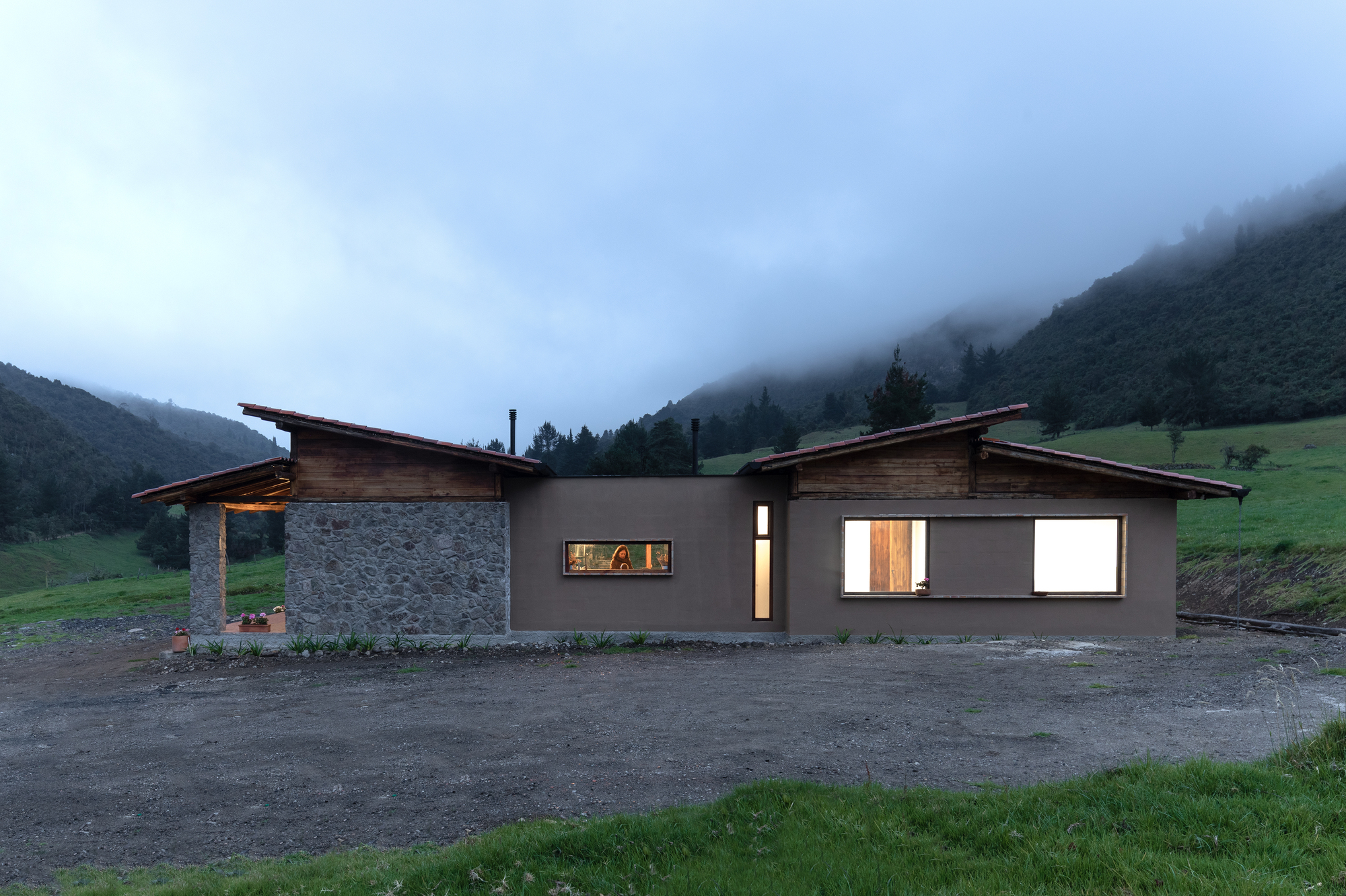 Gallery of The Shelter / PEDRO MONCAYO TORRES arquitectura - 7