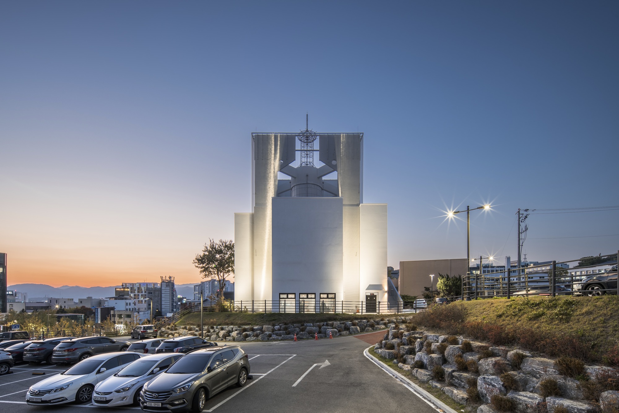 Gallery of Chuncheon Art Plaza Bomnae Theater / Simplex Architecture - 21