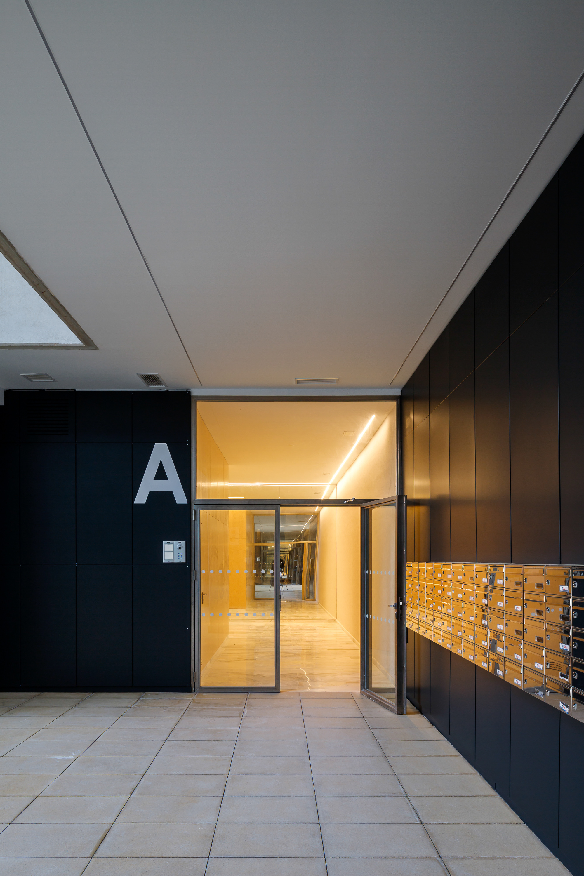 Gallery of Residential Building Saler Homes / NAC Arquitectos - 11