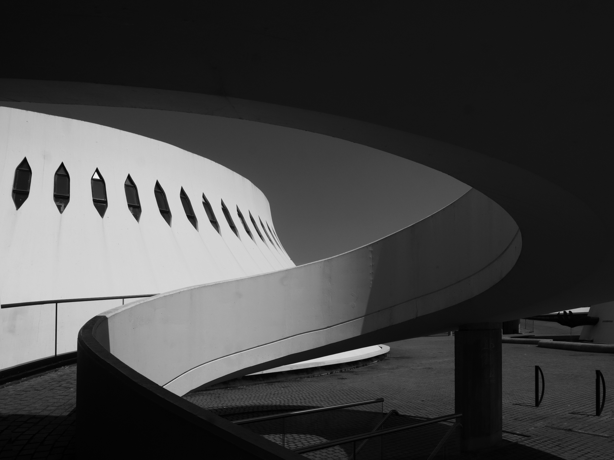 Gallery of Espace Oscar Niemeyer in Le Havre, Through Paul Clemence’s ...