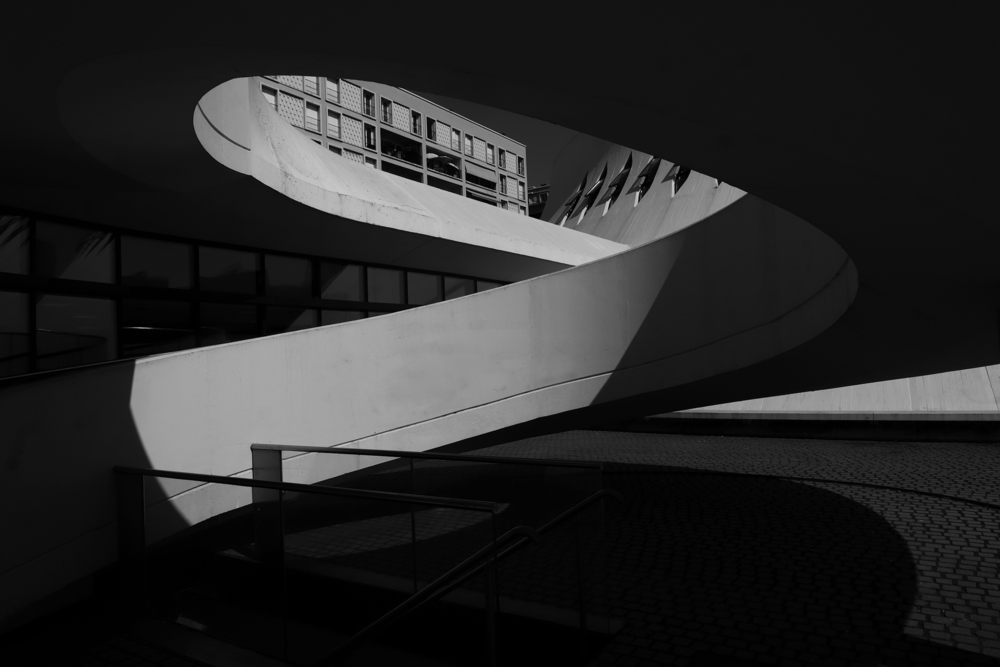 Gallery of Espace Oscar Niemeyer in Le Havre, Through Paul Clemence’s ...