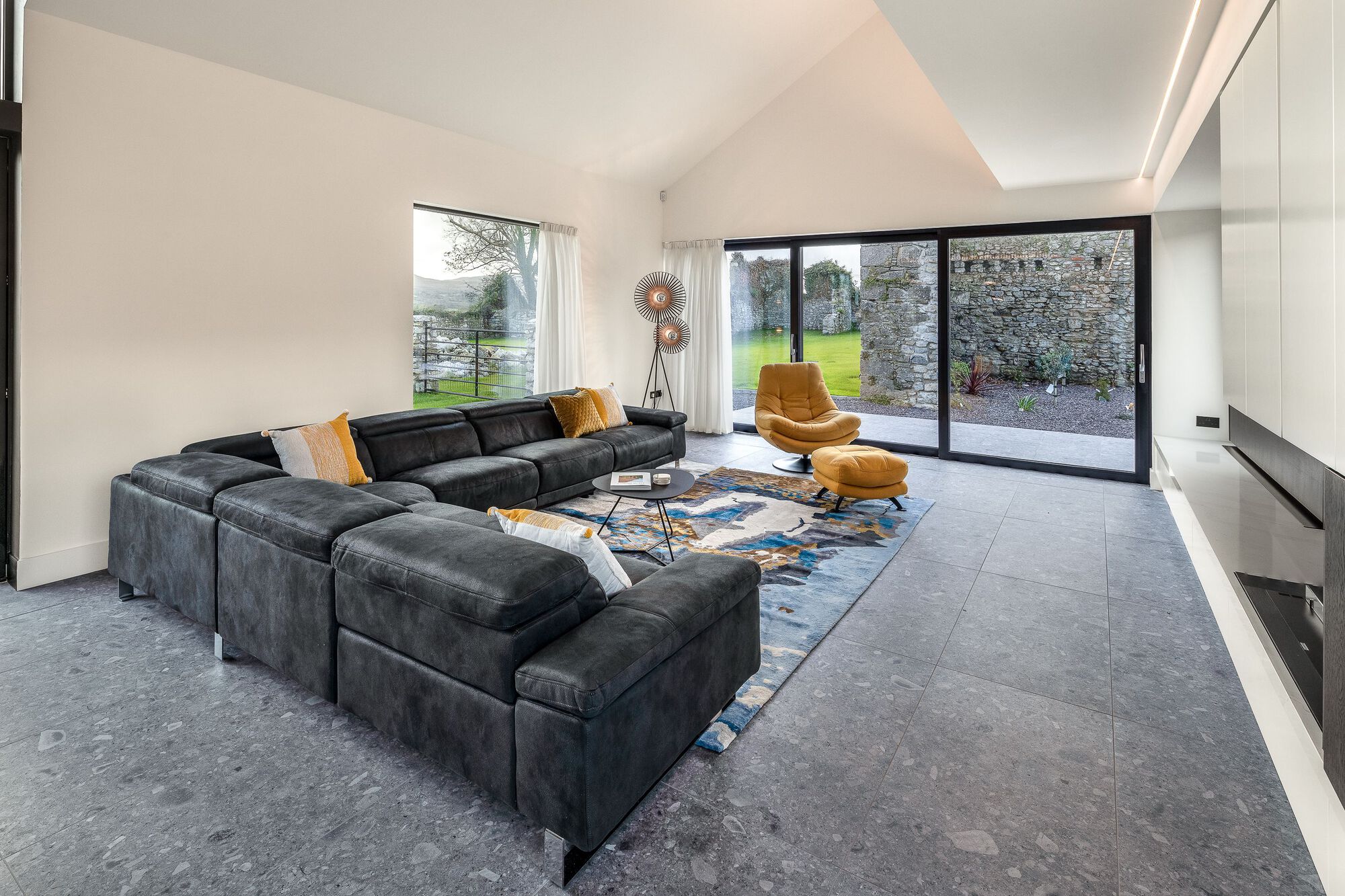 Gallery of Walled Garden House / Steve Burke - 13