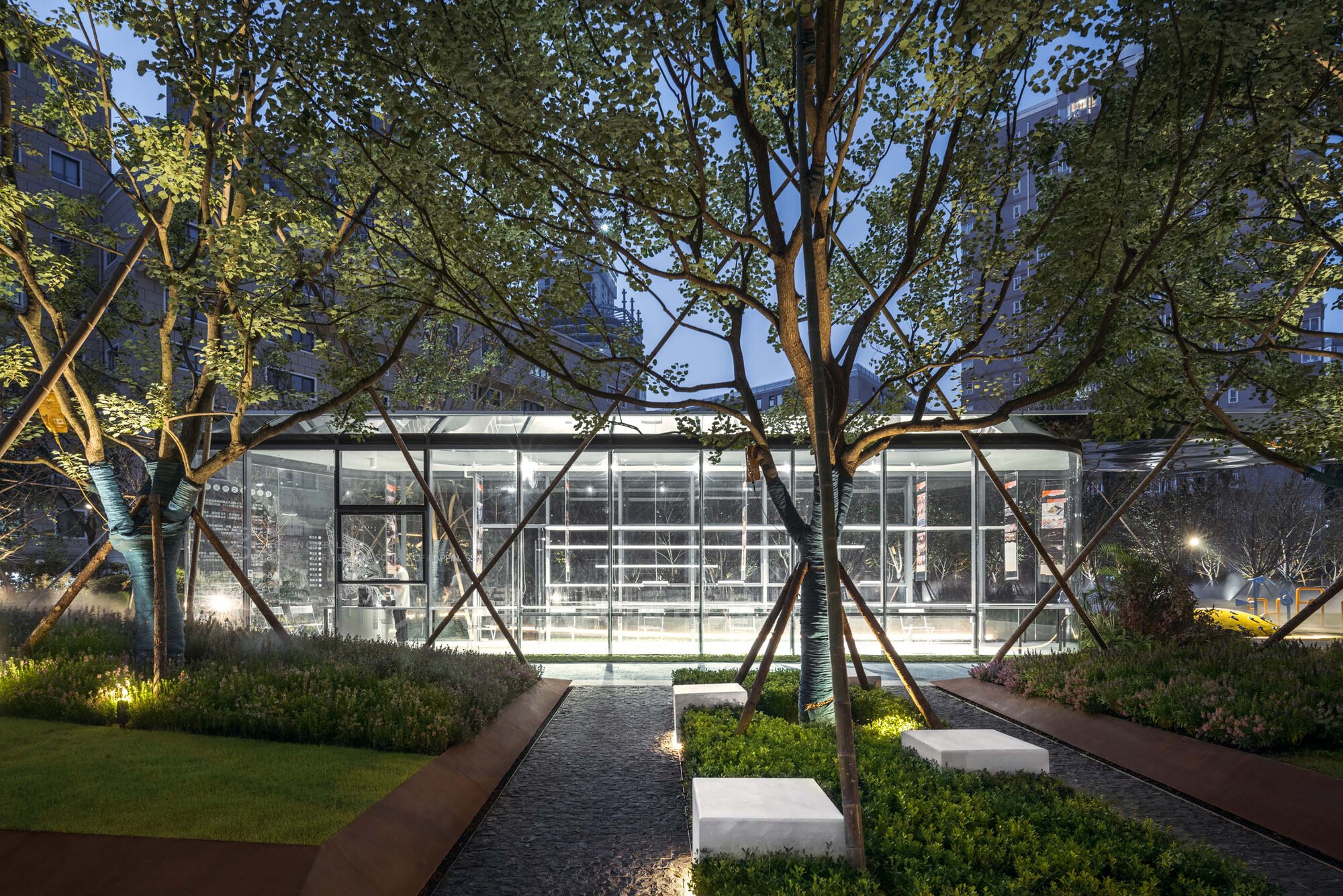 Gallery of Leshan Pocket Park / VIASCAPE design - 11