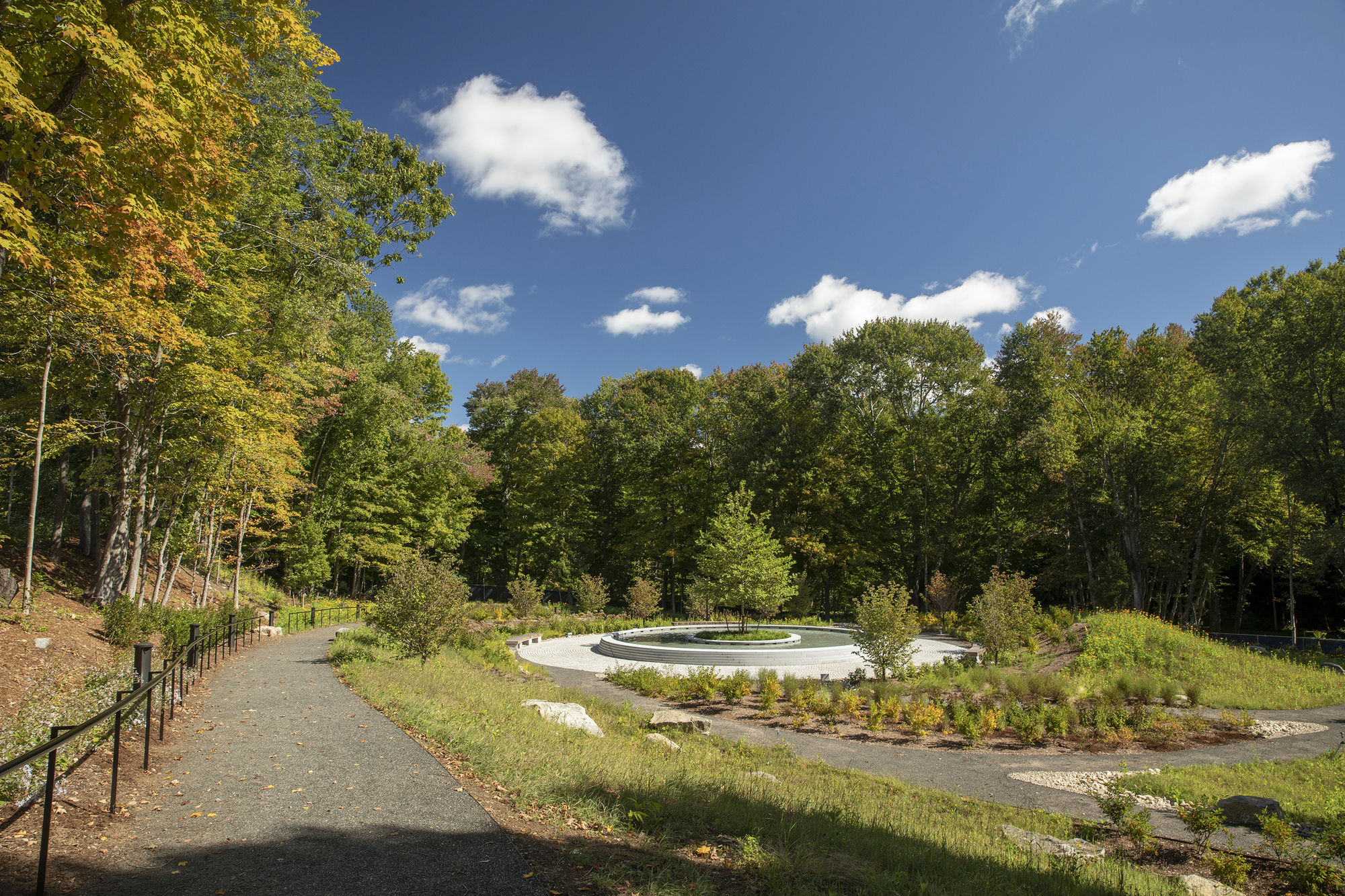 Gallery of The Clearing Memorial / SWA Group - 5