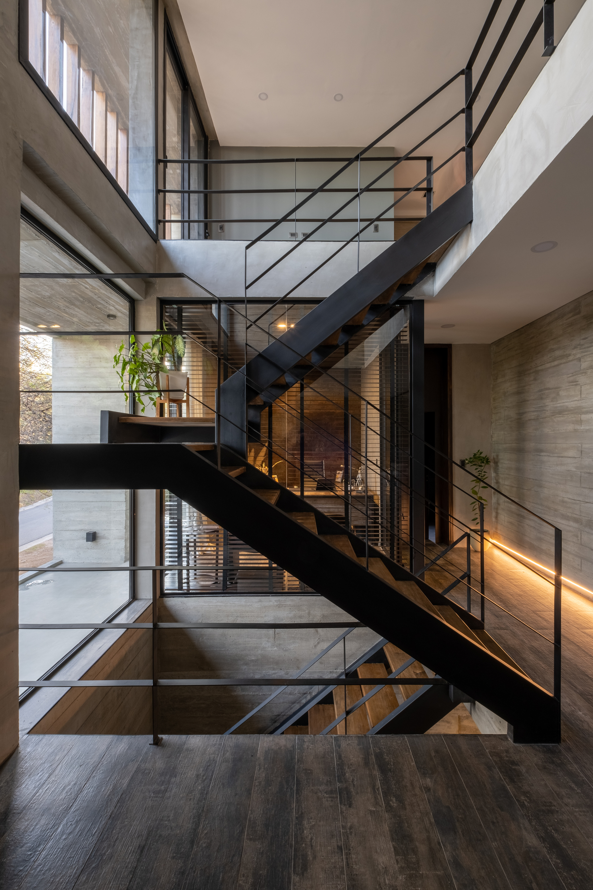 Gallery of House in the Rodeo / Pablo Senmartin - 12