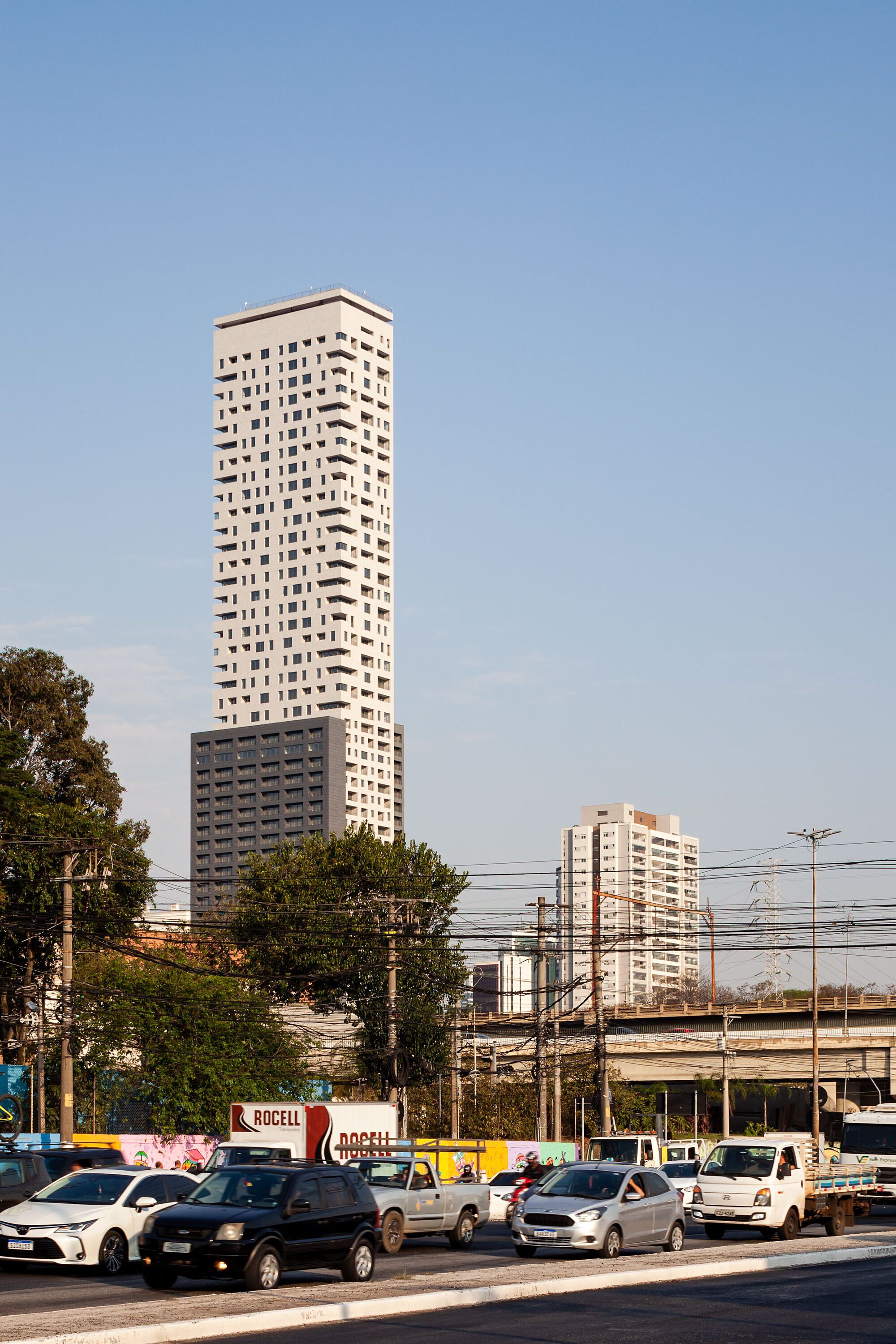 Galeria de Edifício Platina 220 / Königsberger Vannucchi Arquitetos Associados - 24