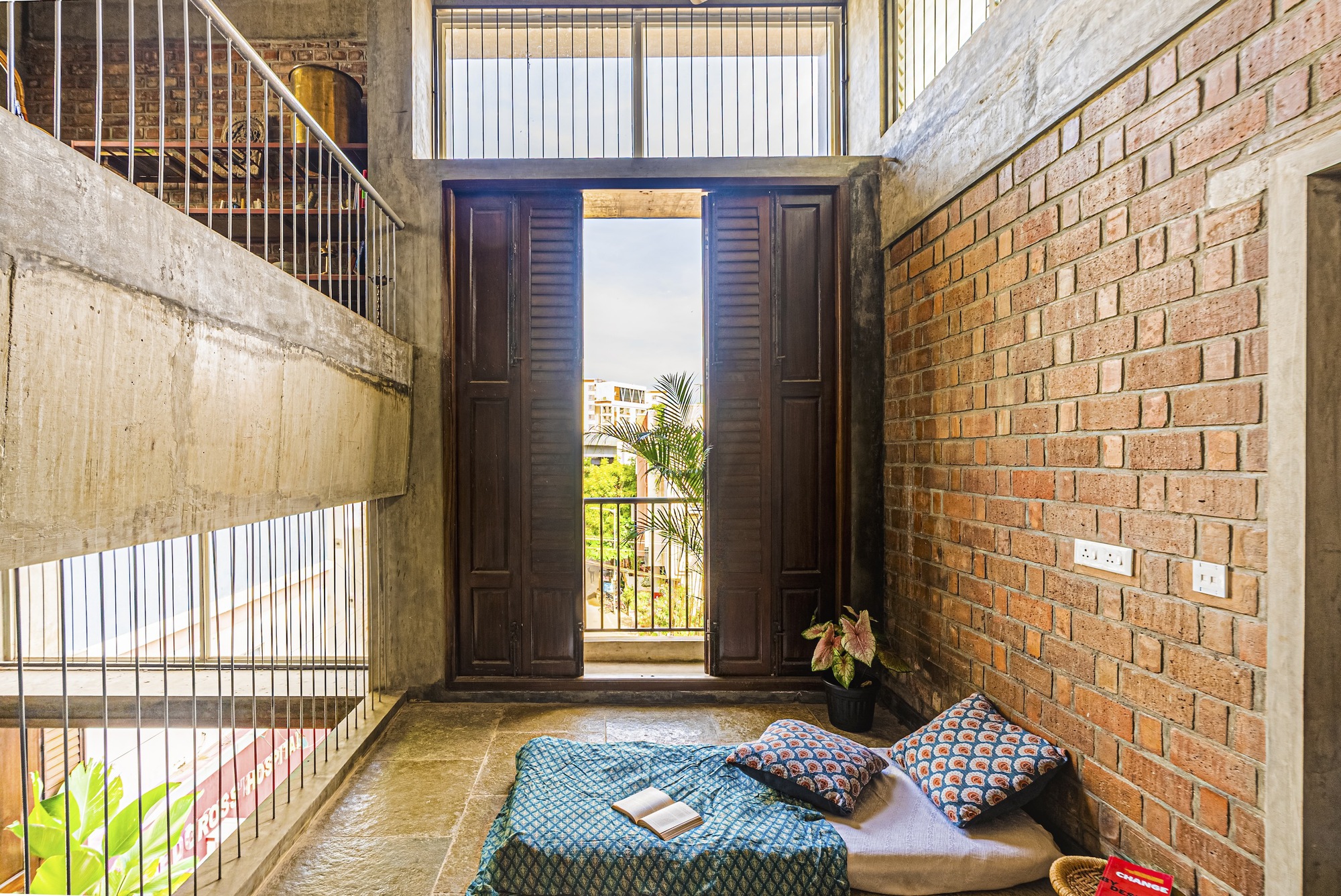 Gallery of Agam House / Mawi Design - 3