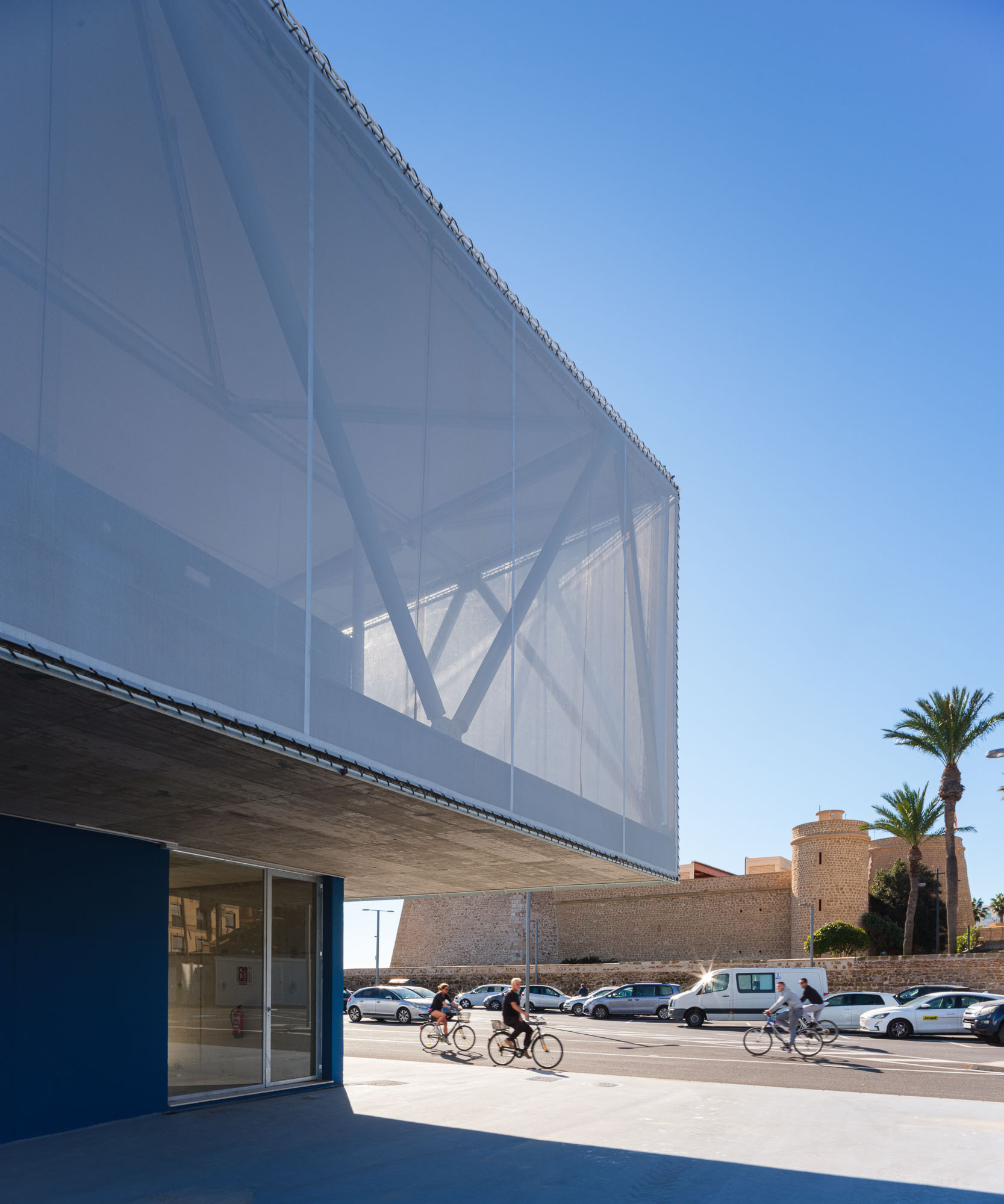 Galería de Terminal pesquero Lonja De Pescado / Estudio Acta - 10
