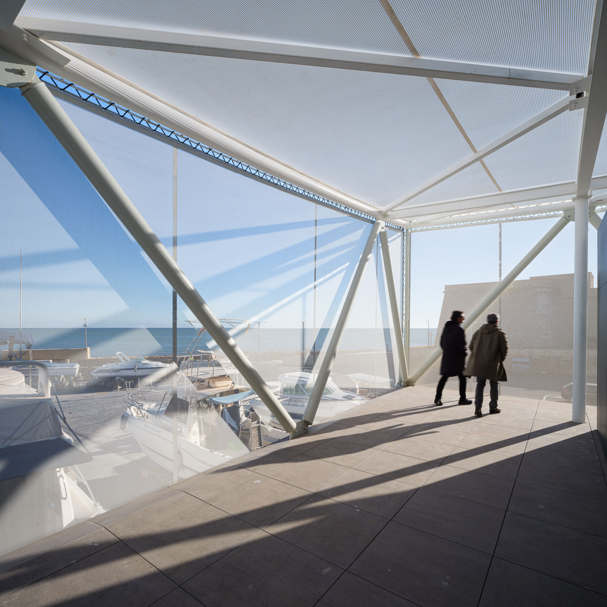Galería de Terminal pesquero Lonja De Pescado / Estudio Acta - 12