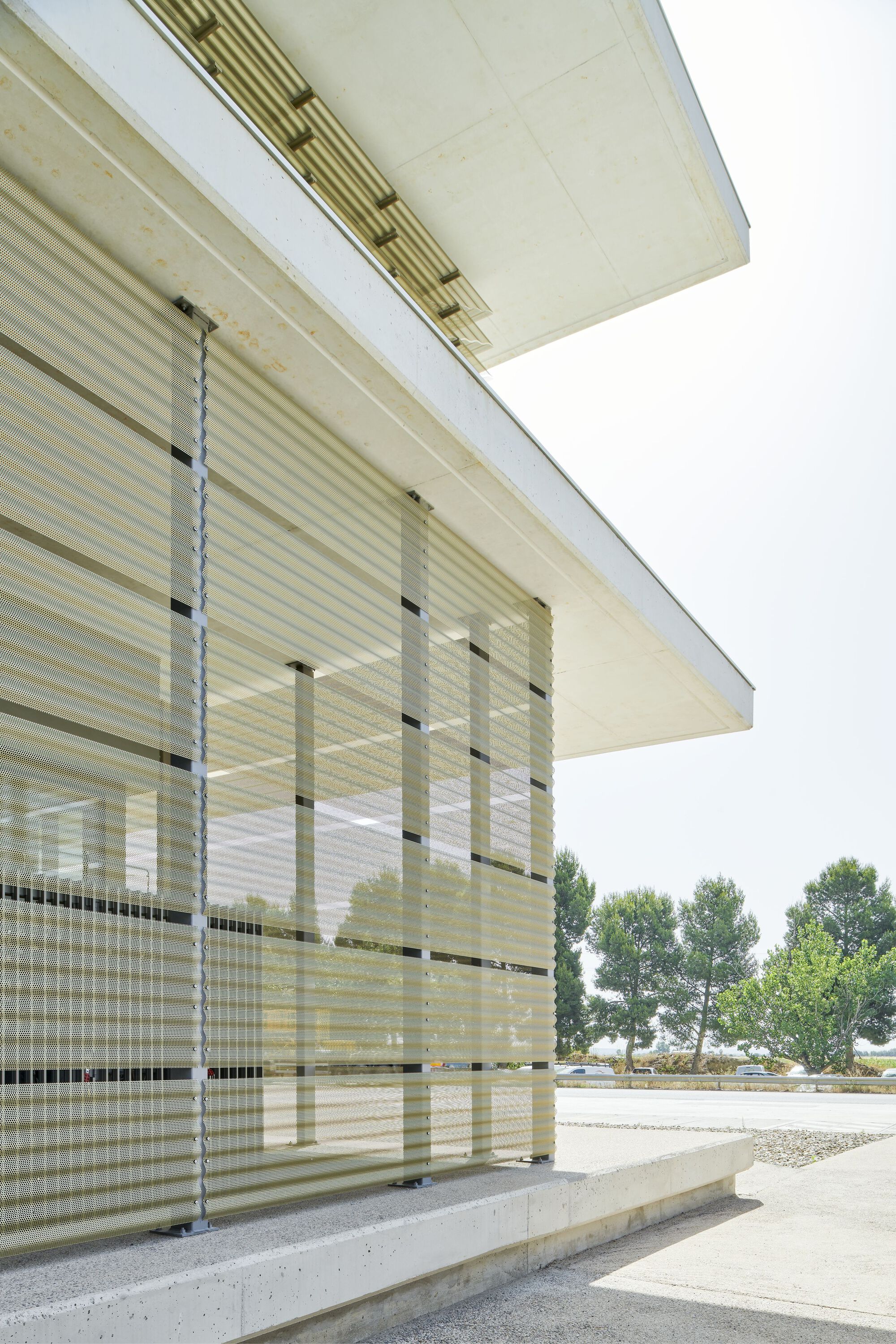 Galería de Centro de control de accesos y edificio SAICA I+D+i / IDOM - 10