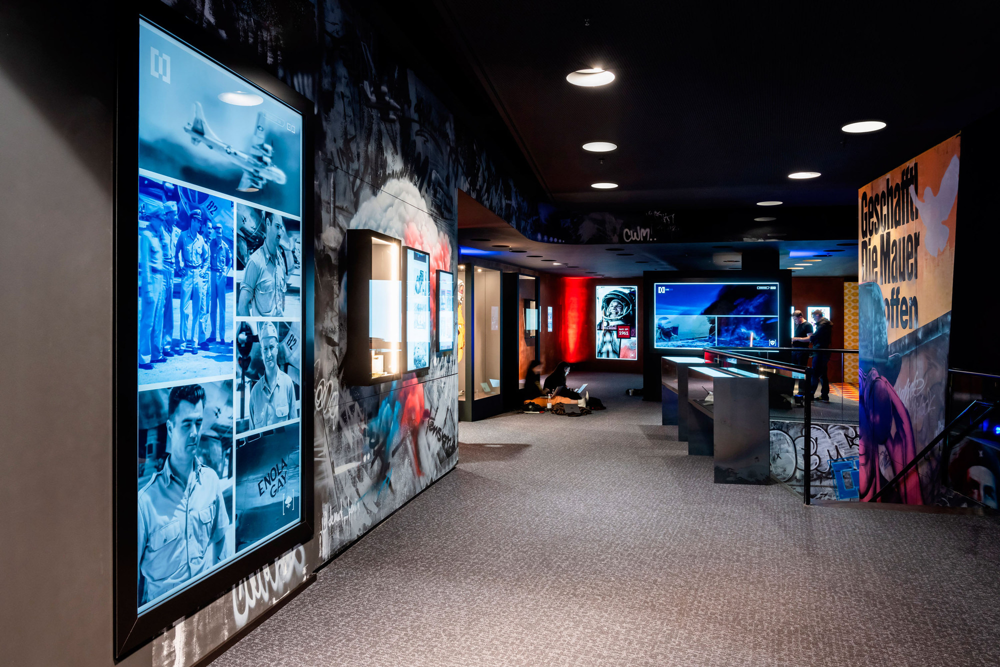 Gallery of Cold War Museum / Tchoban Voss Architekten - 12