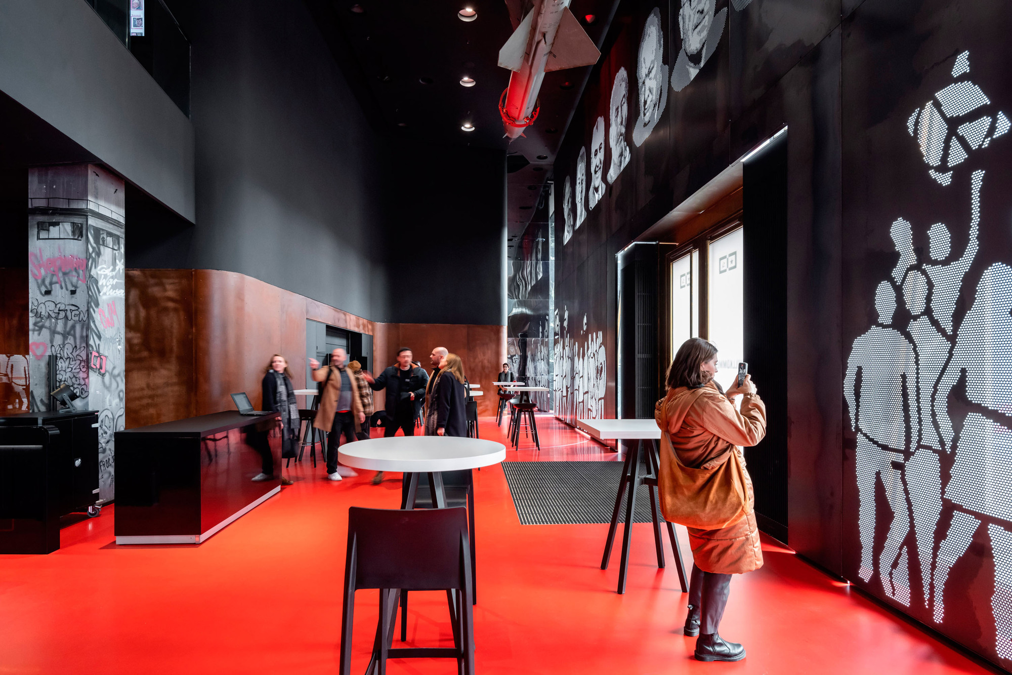 Gallery of Cold War Museum / Tchoban Voss Architekten - 18