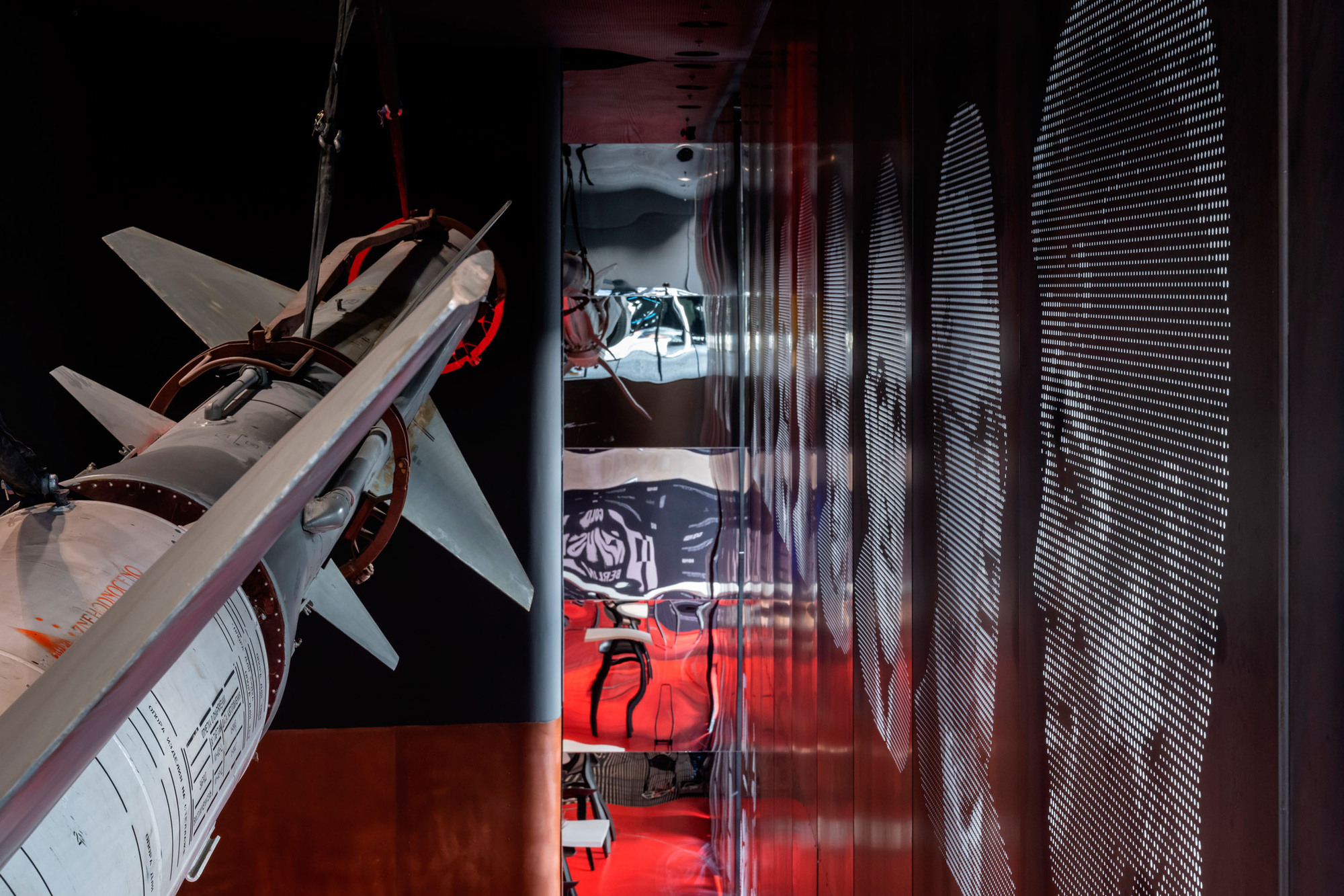 Gallery of Cold War Museum / Tchoban Voss Architekten - 15