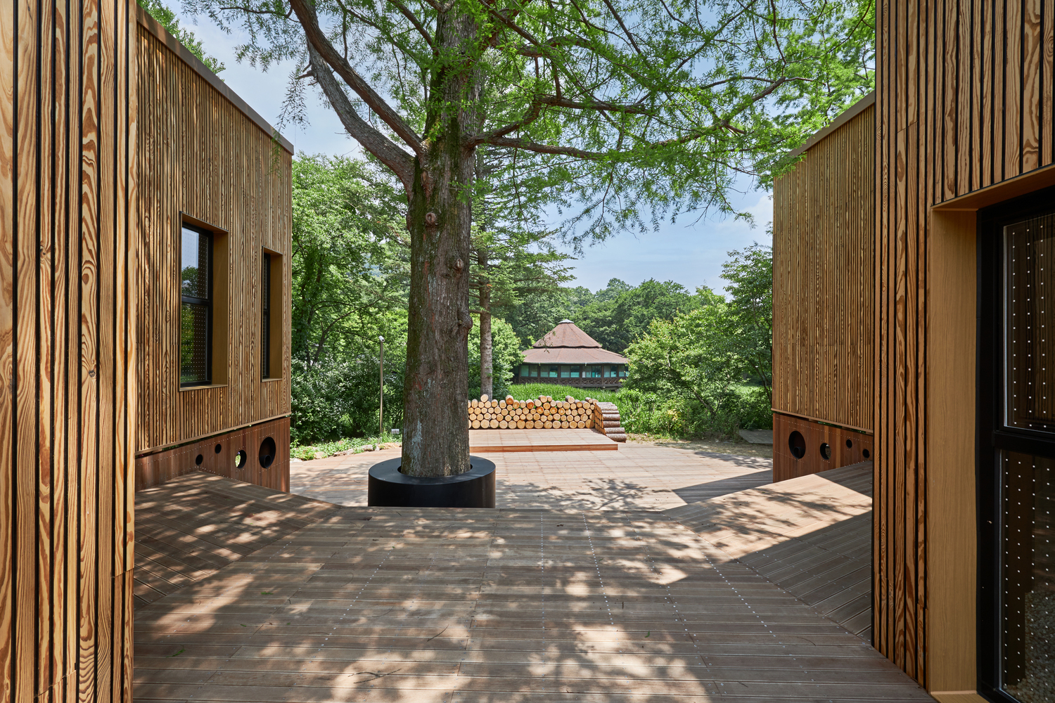 Gallery of Hexagonal Plans: Geometric Sets in the Architectural ...