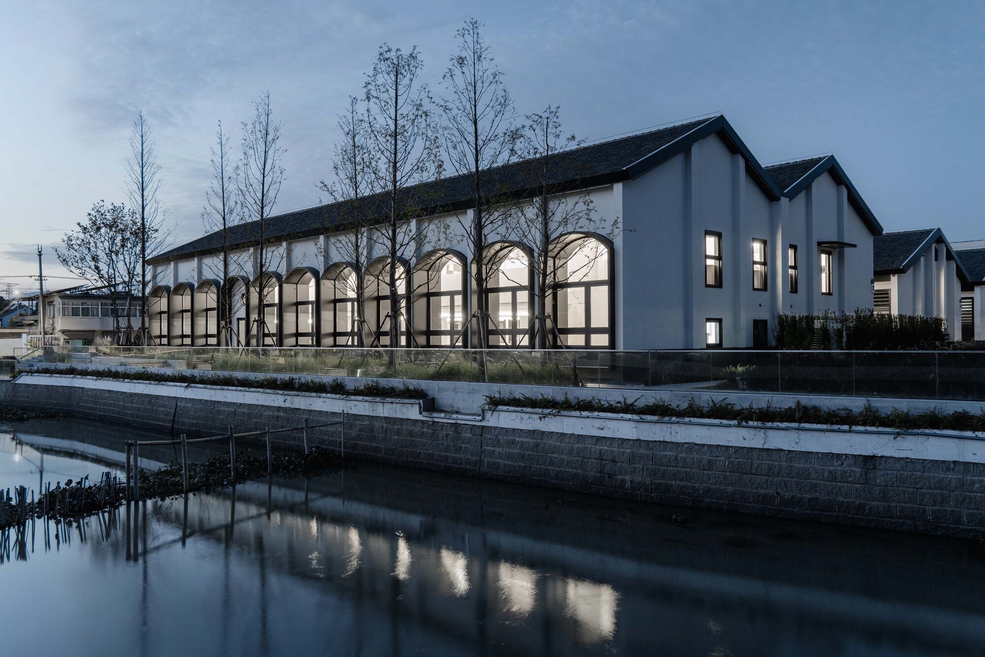 Gallery of SOHO Wisdom Granary of Dingzha Watertown / line+ studio ...