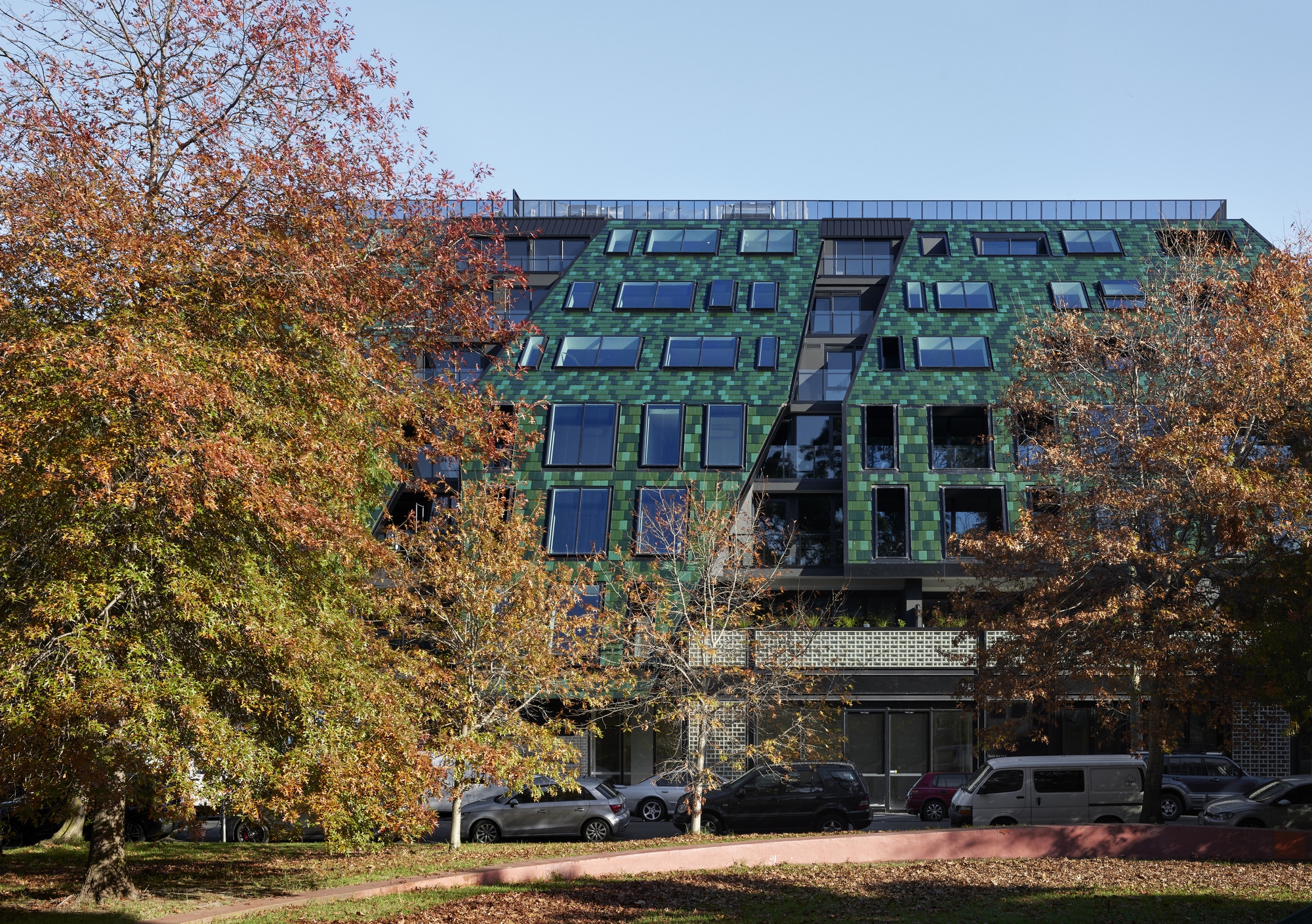 Gallery of Viridi Residential Building / Plus Architecture - 7