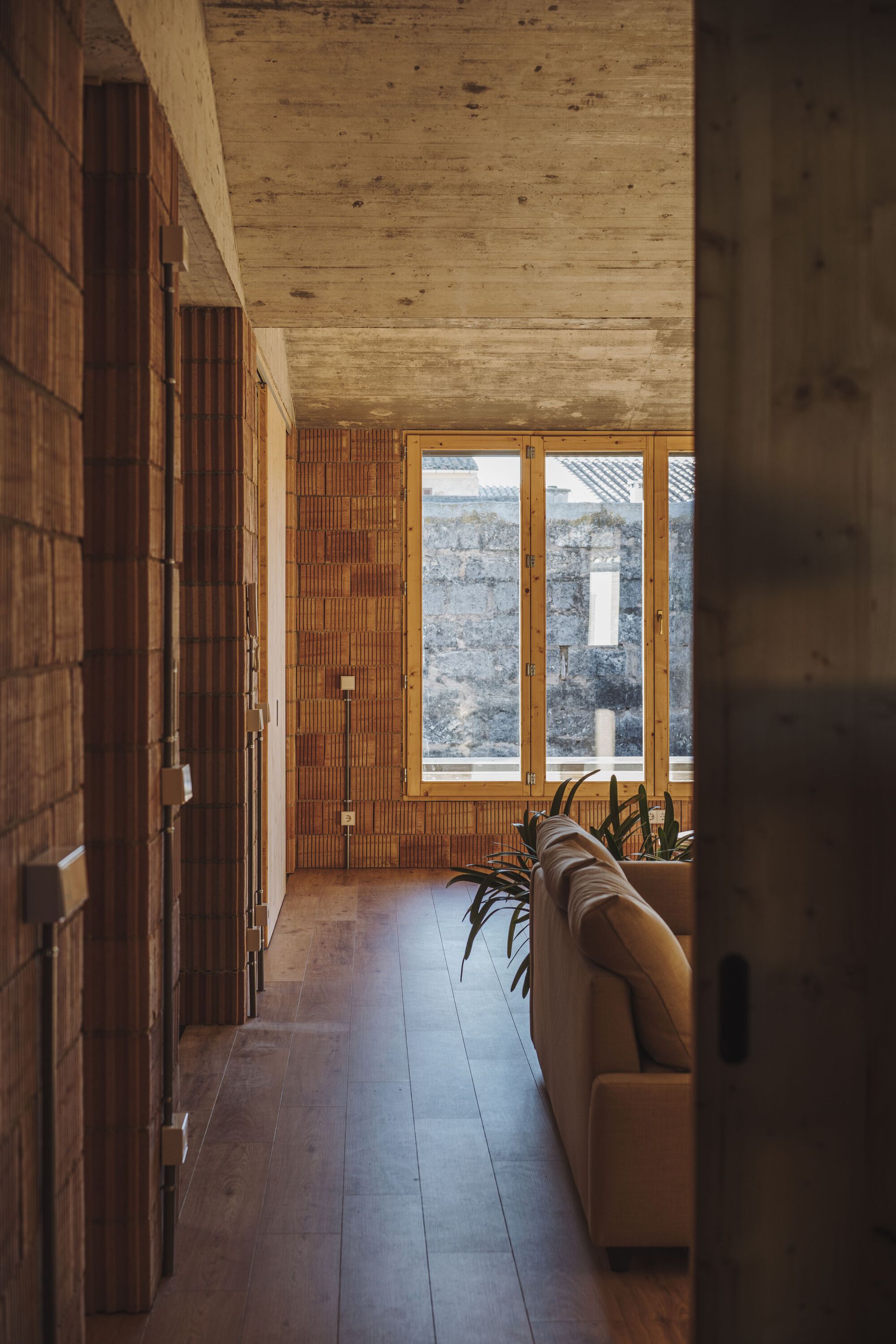 Gallery of Battery House / NORA studio - 23