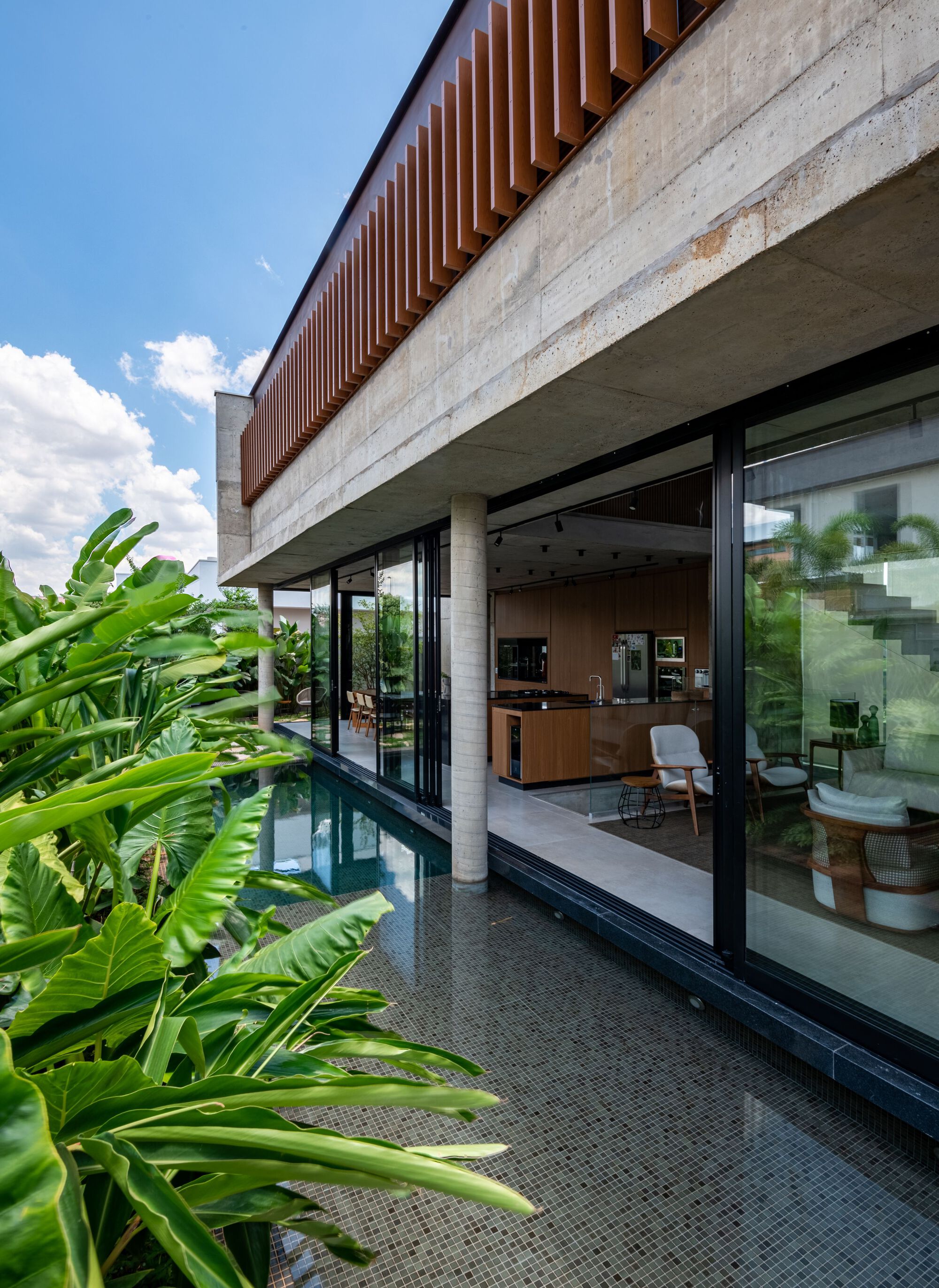 Gallery of U House / Caio Persighini Arquitetura - 35