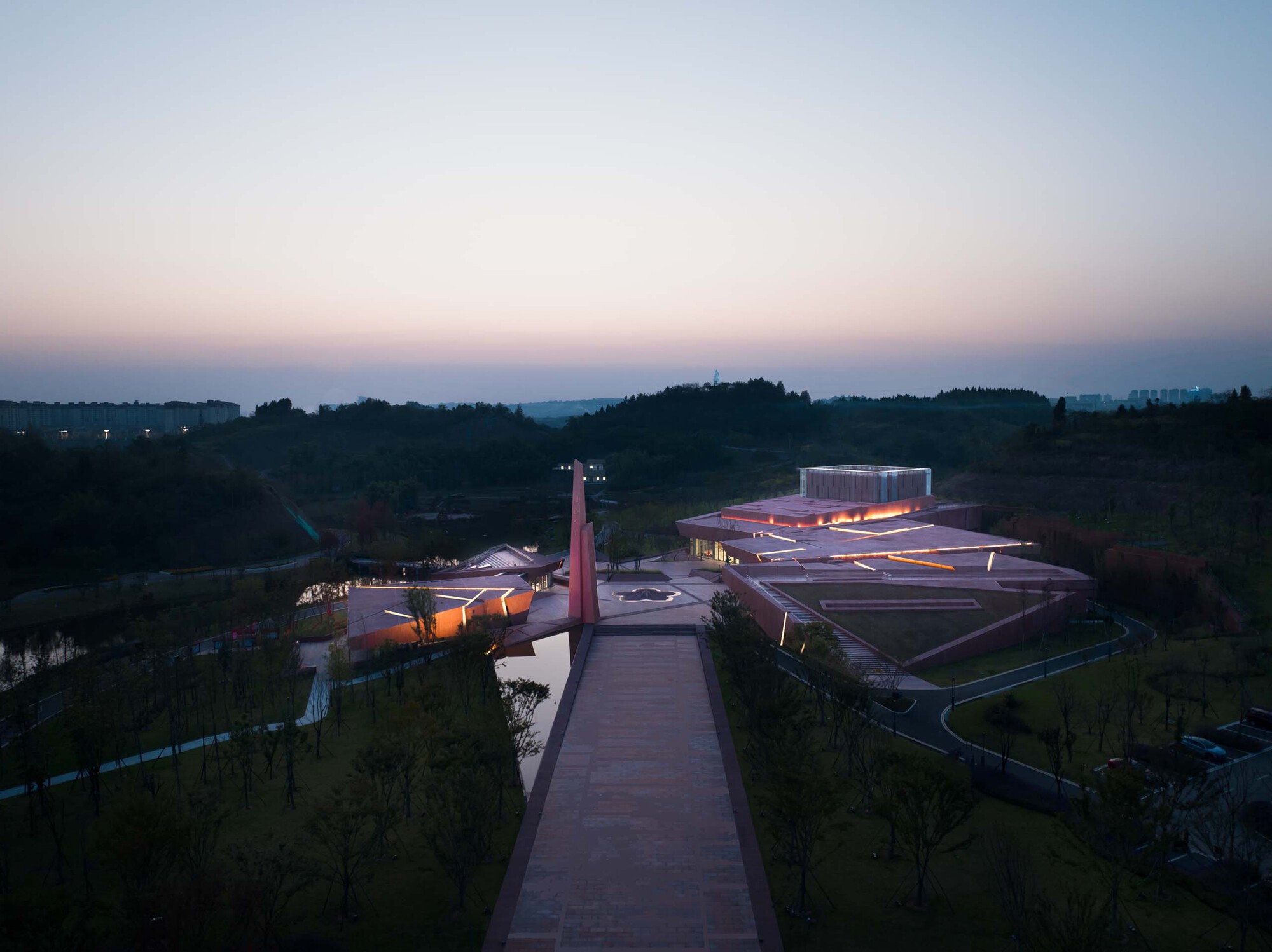 Gallery of Red Education Base of Jiang Jie Hometown / SADI - 6