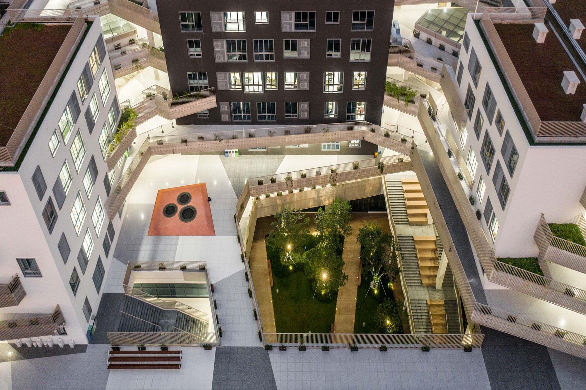 Gallery of Taoyuan Elementary School / CUBE DESIGN - 24