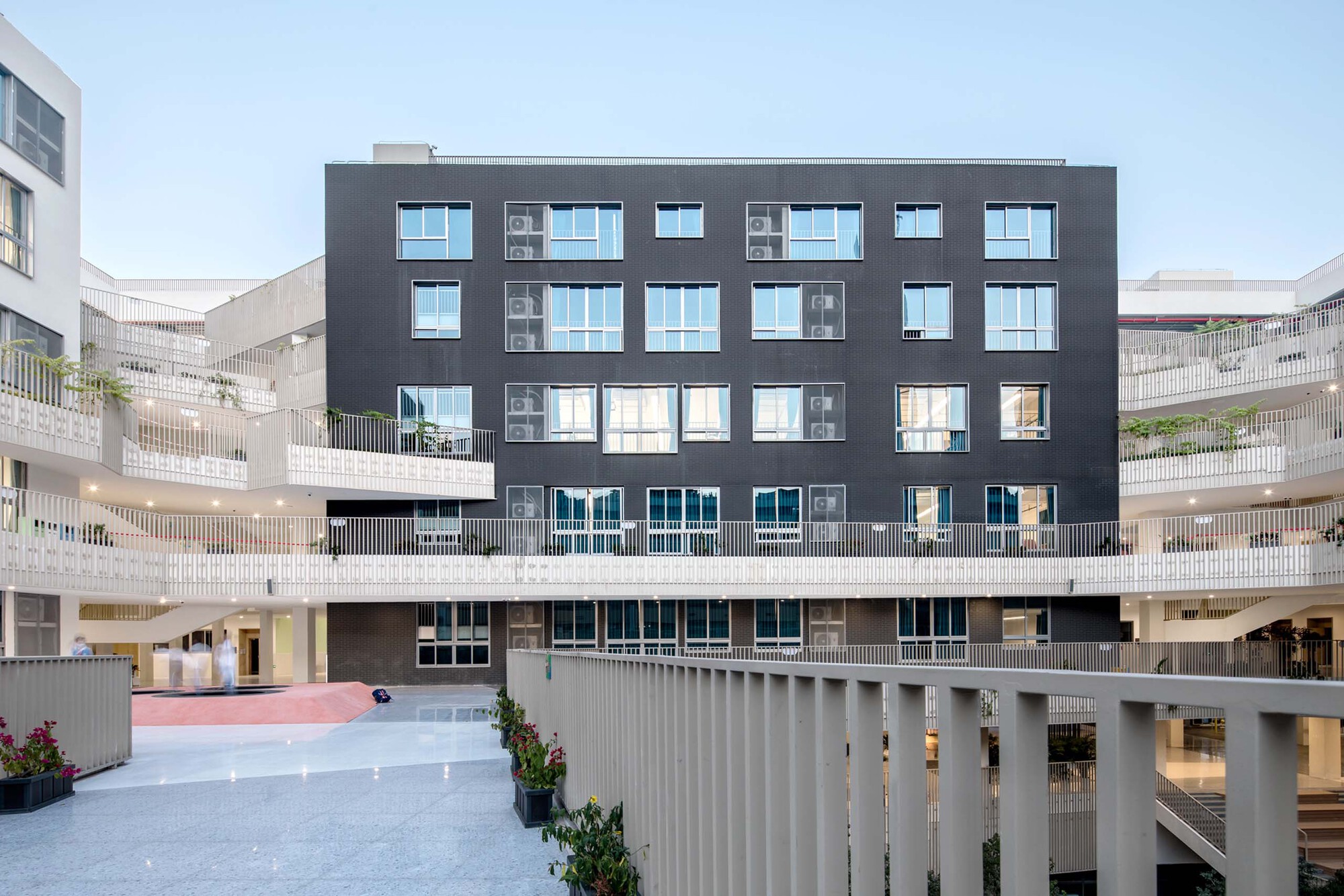 Gallery of Taoyuan Elementary School / CUBE DESIGN - 13