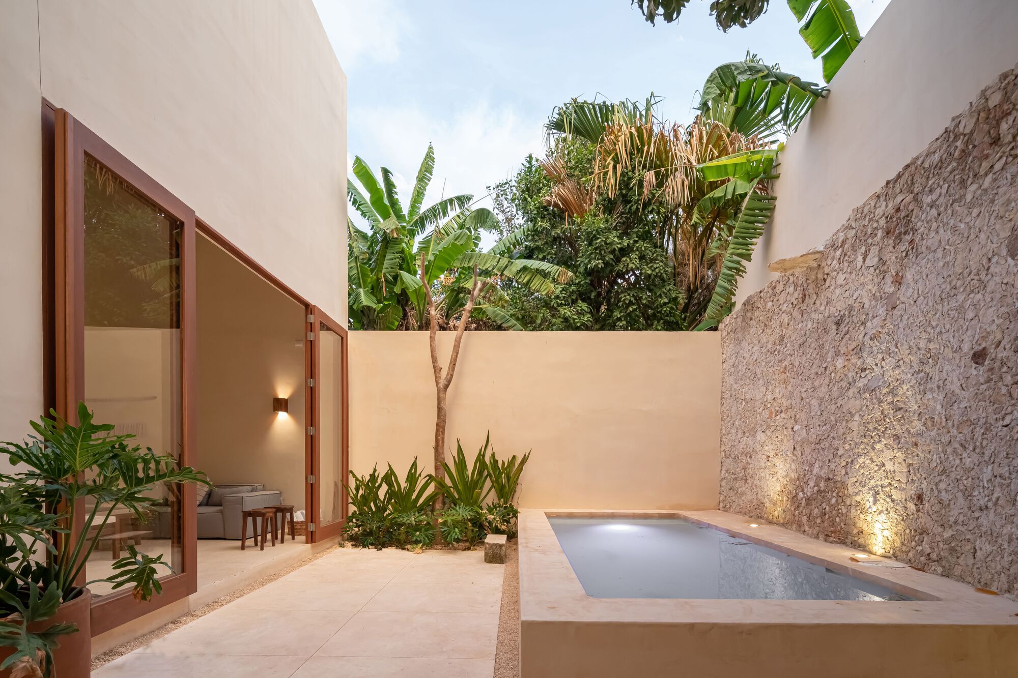 Gallery of Villas 72 Residence / DMTALLER - 15