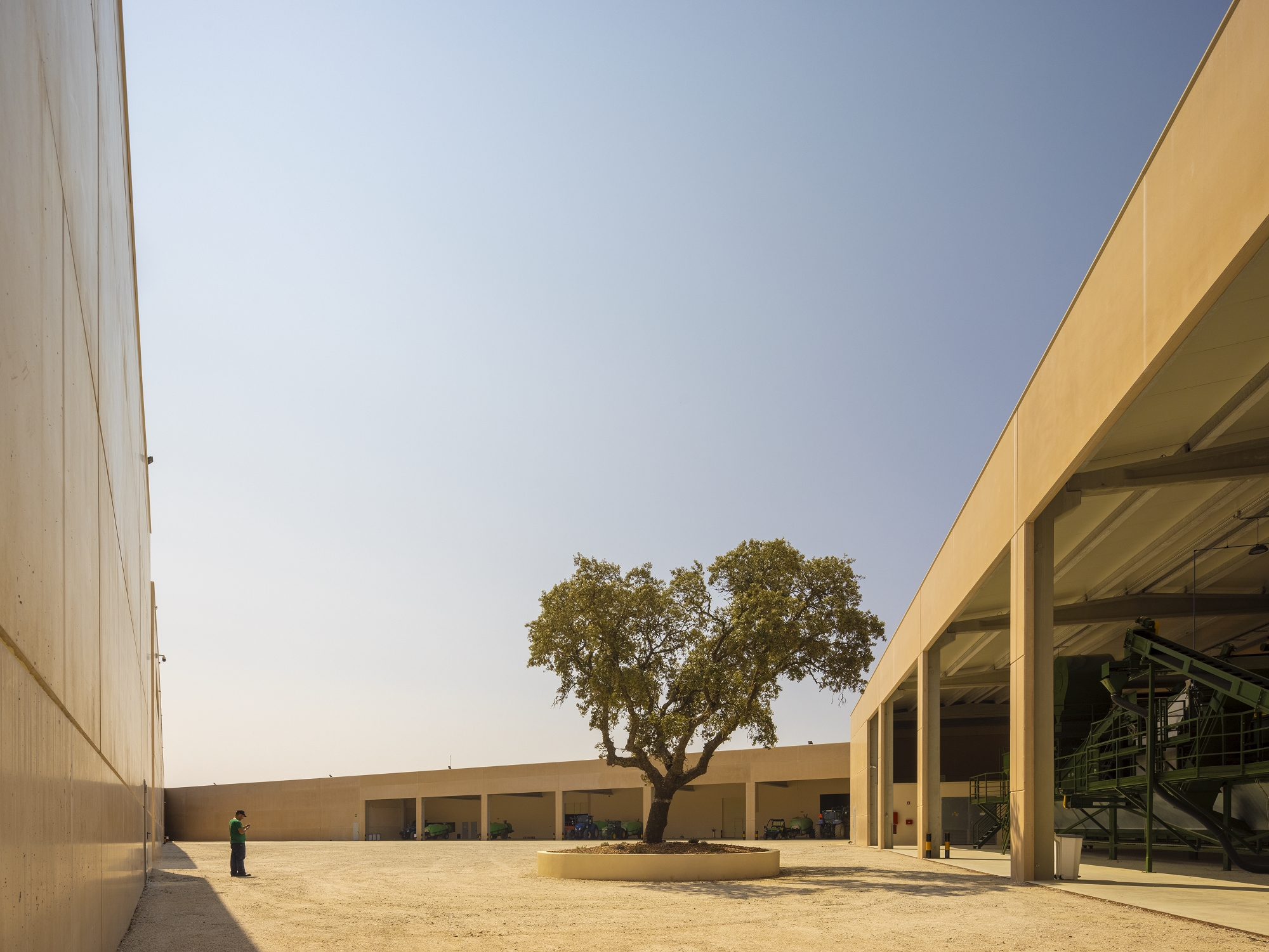 Gallery of Walnut Factory / ARC Arquitectos - 28