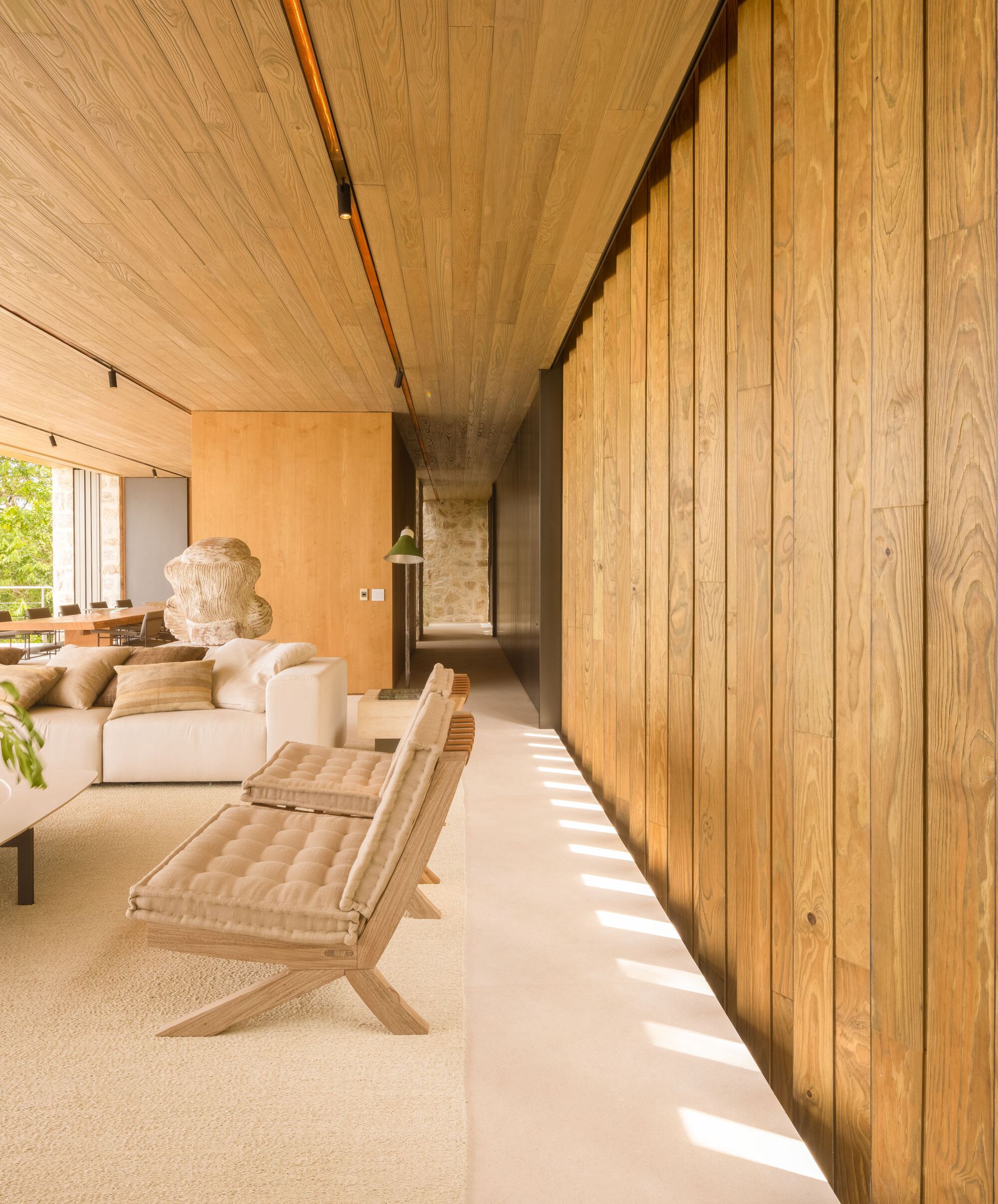 Gallery of LAB House / Studio Arthur Casas - 13