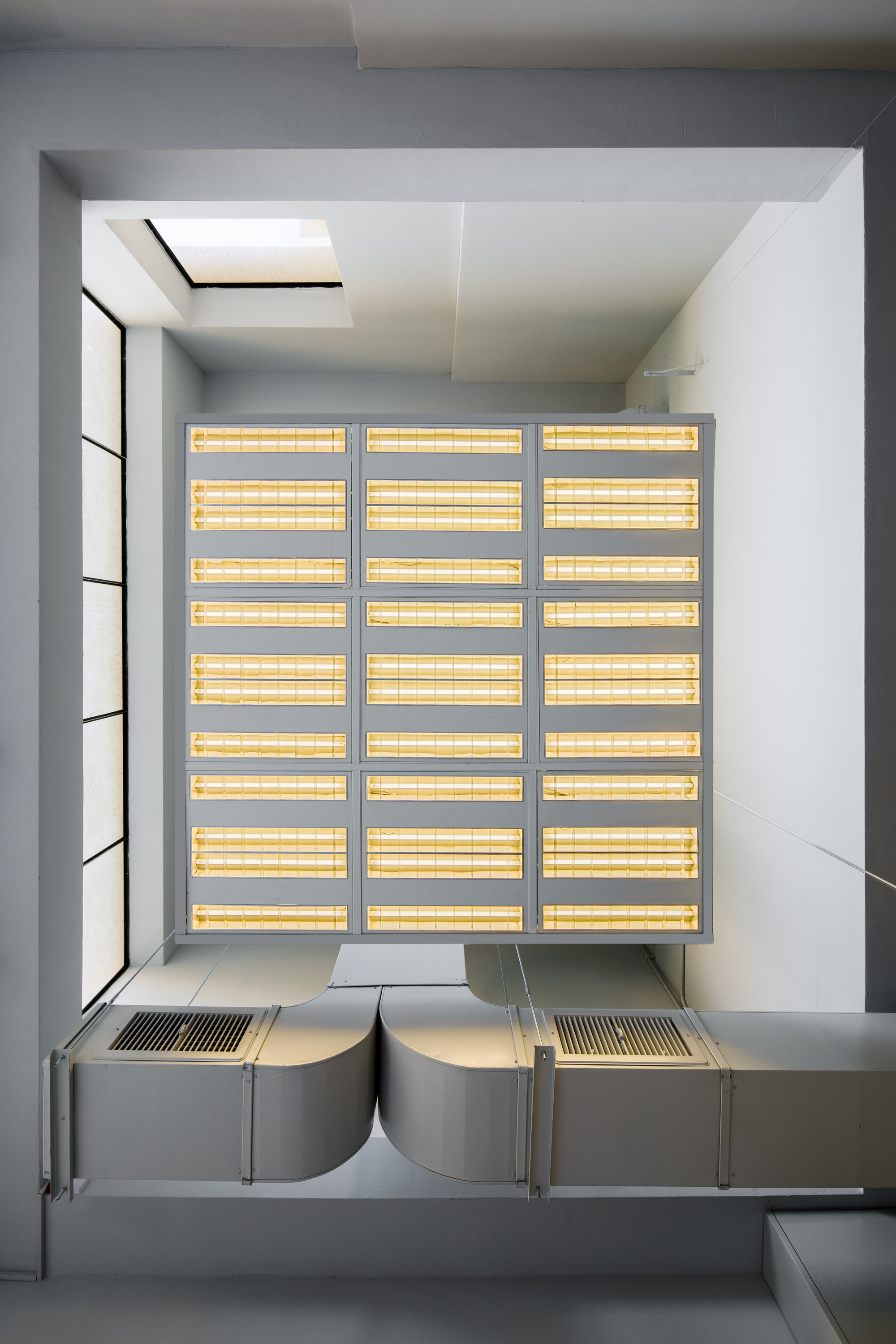Gallery of C25 - Alon Shabo Store / Studio Simon Barazin - 12