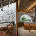 Distracted House / Ismail Solehudin Architecture | ArchDaily