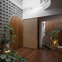 Distracted House / Ismail Solehudin Architecture | ArchDaily