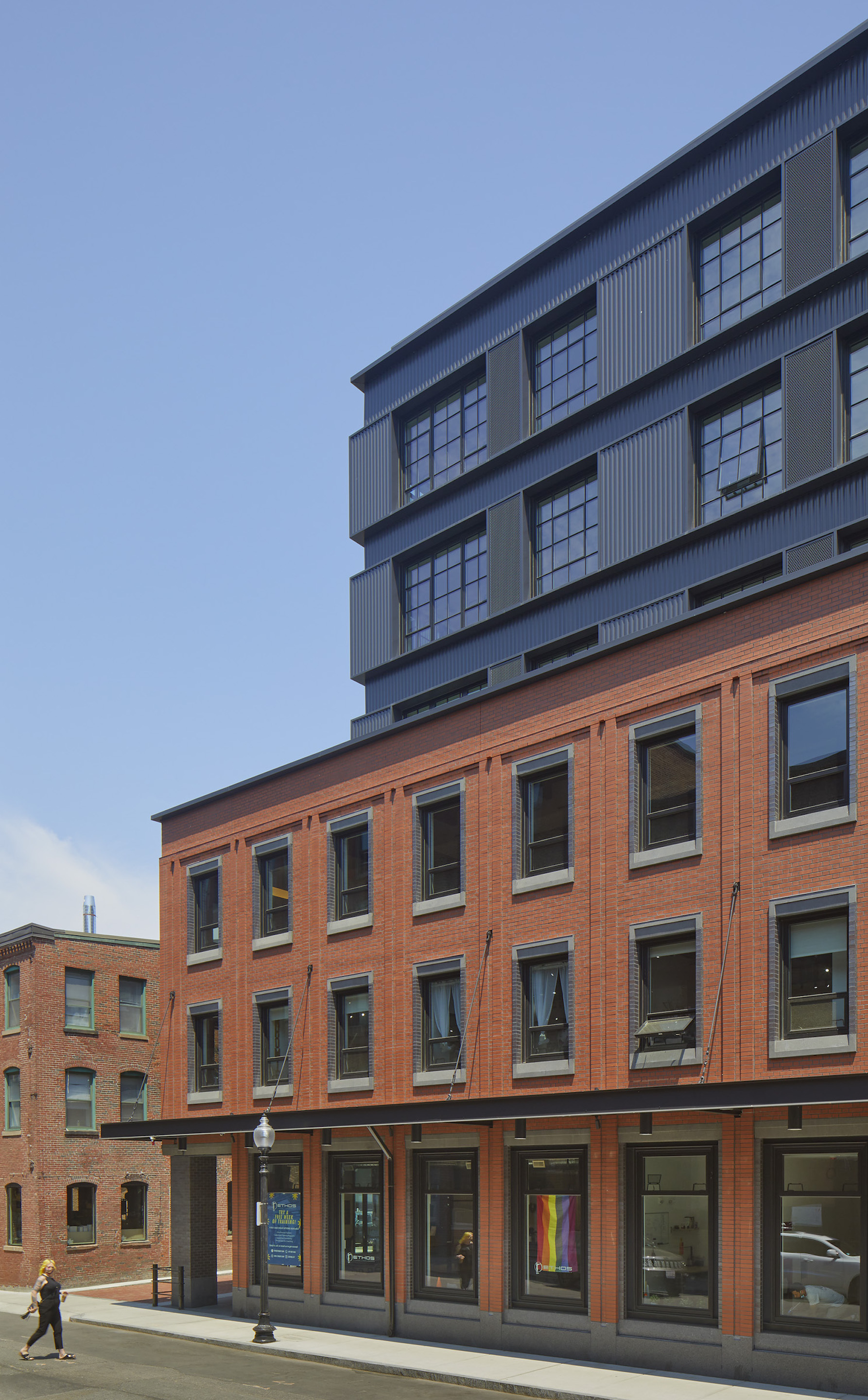 Gallery of The Factory Lofts / Hacin - 8