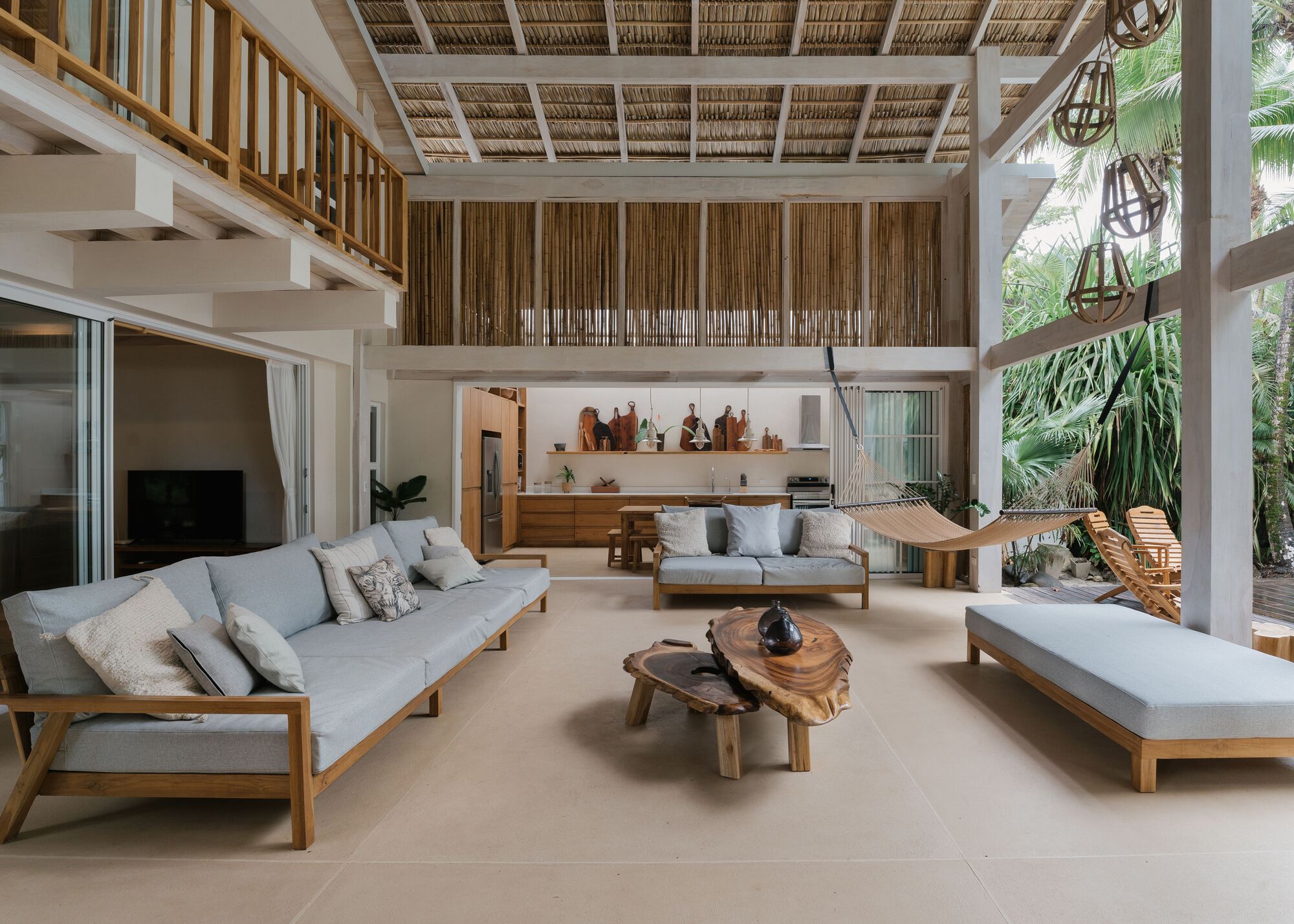 Gallery of Arena House / Álvarez Arquitectos - 9