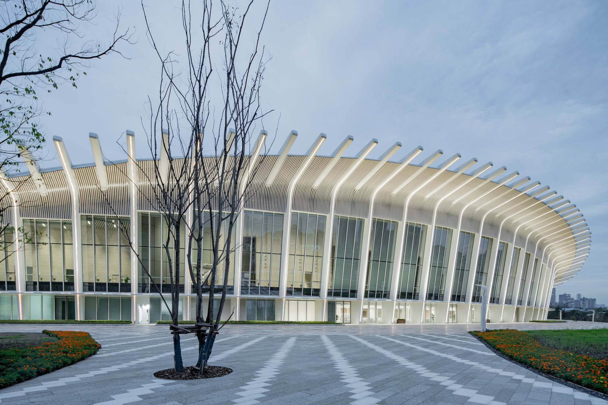 Gallery of Chongqing Lijia Smart Hall / Gensler - 18