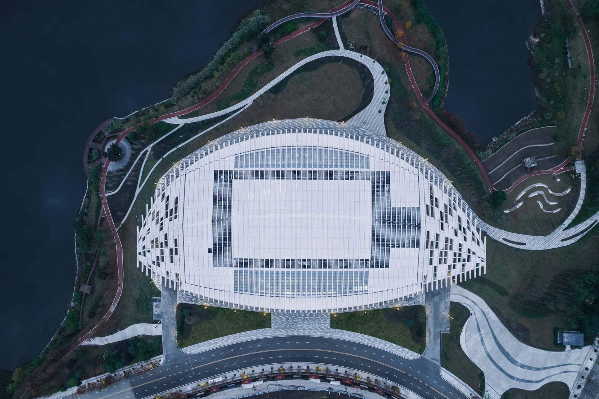 Gallery of Chongqing Lijia Smart Hall / Gensler - 16