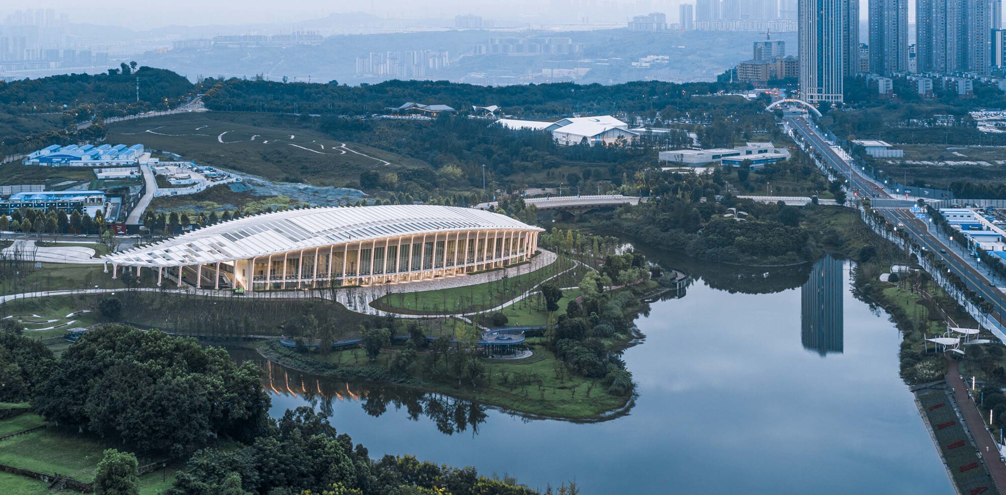 Gallery of Chongqing Lijia Smart Hall / Gensler - 14