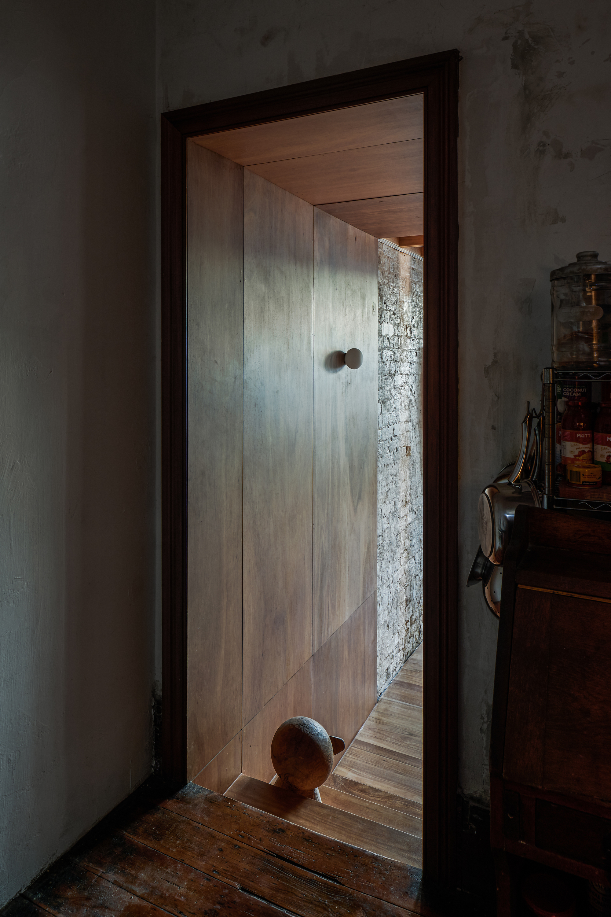Gallery of House for a Sculptor / Miles Thorp Architects - 8
