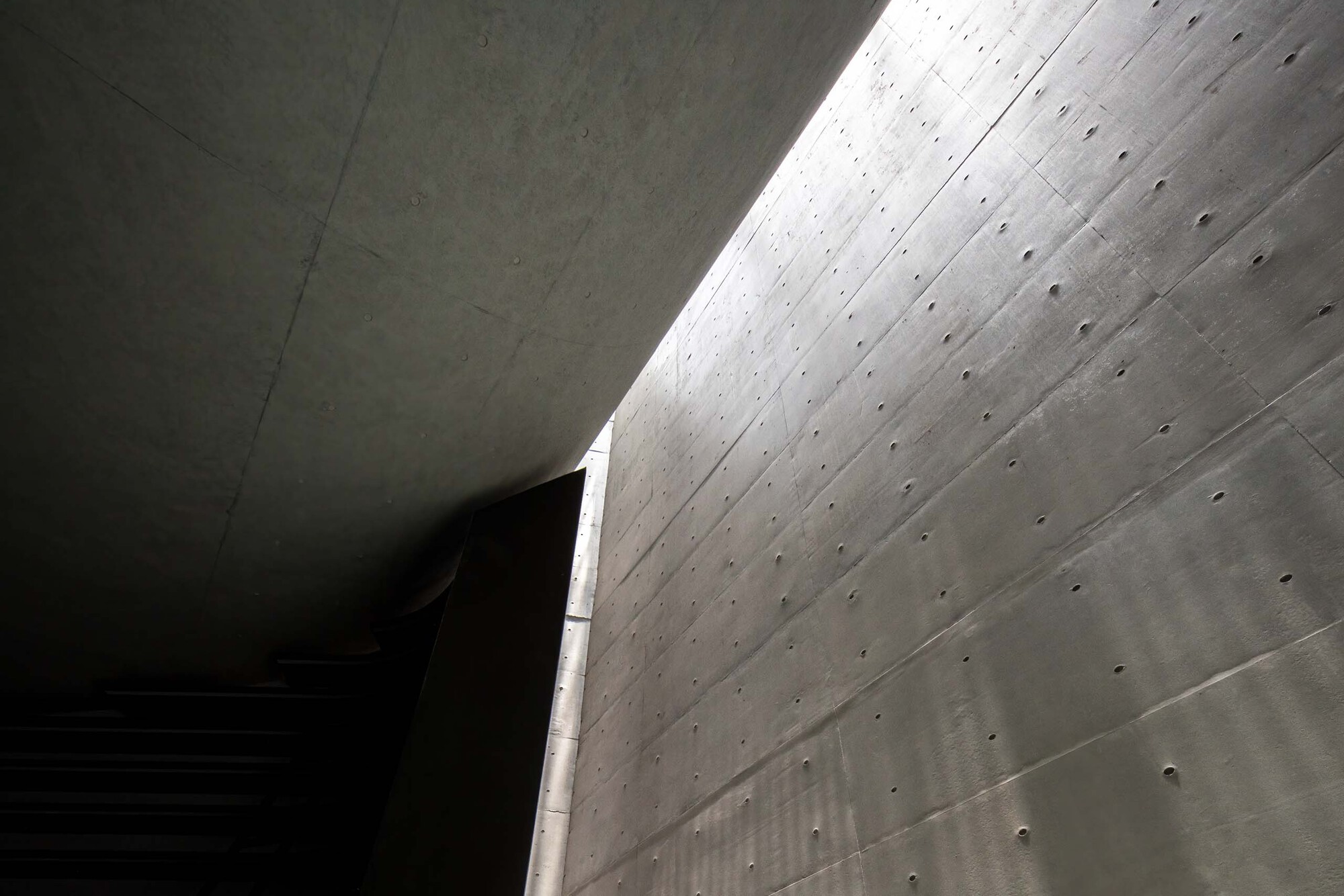 Gallery of Library in the Valley / Design Center of Haoyuan Group - 13