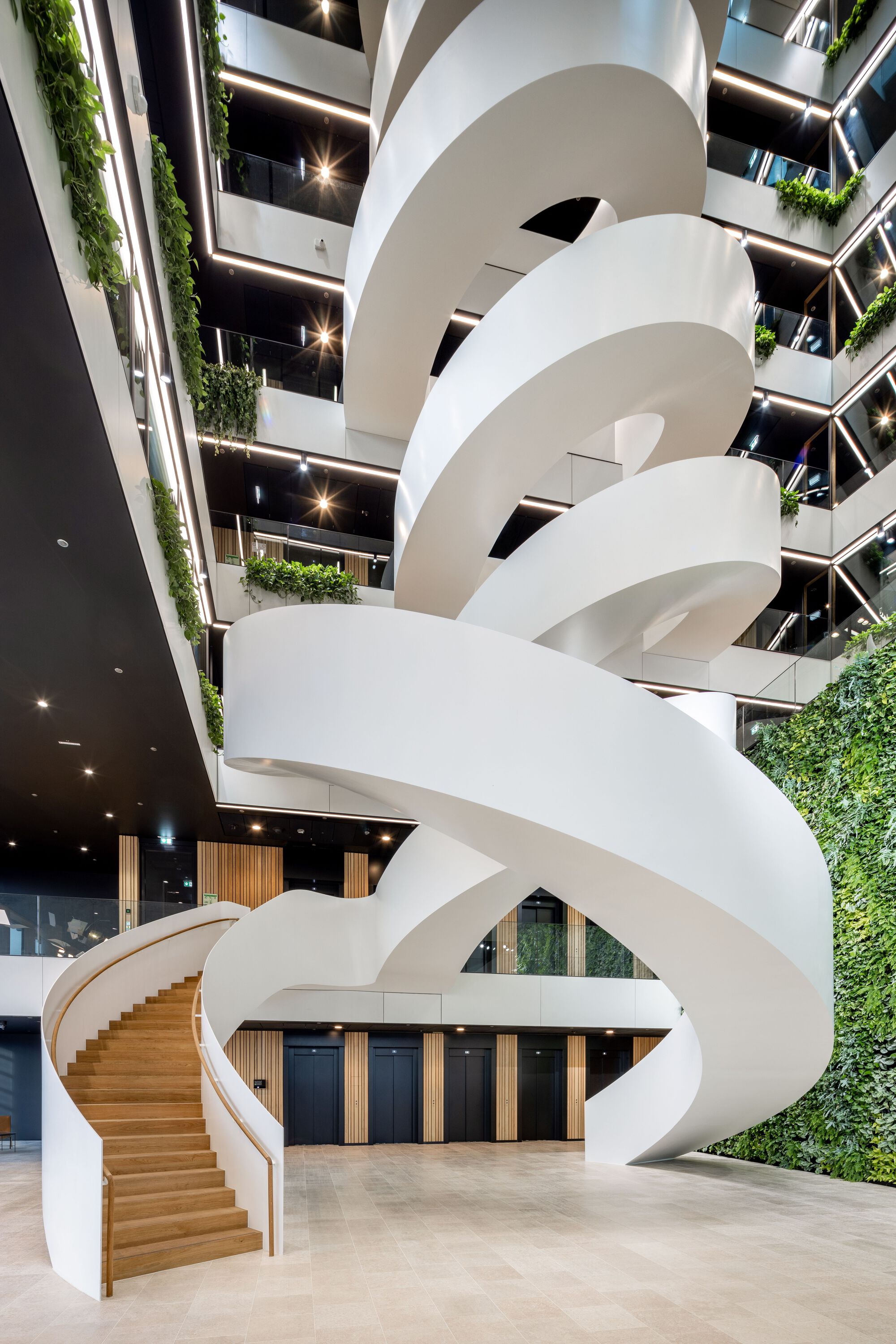 Gallery of POST Headquarters / Metaform Architects - 4