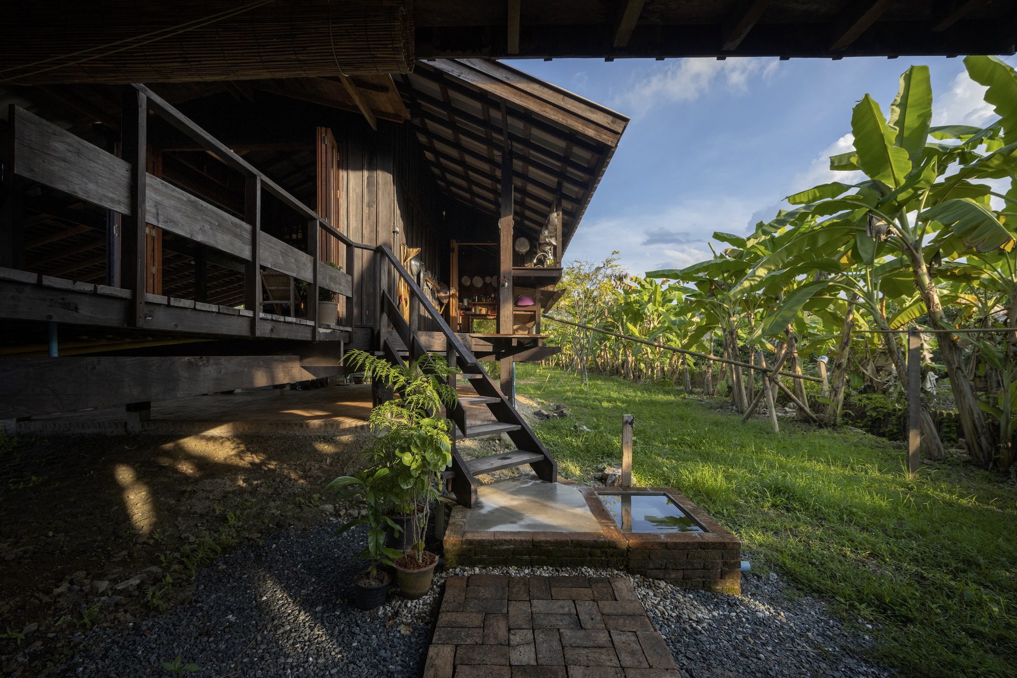 Gallery of Baan Tita House / Yangnar Studio - 12