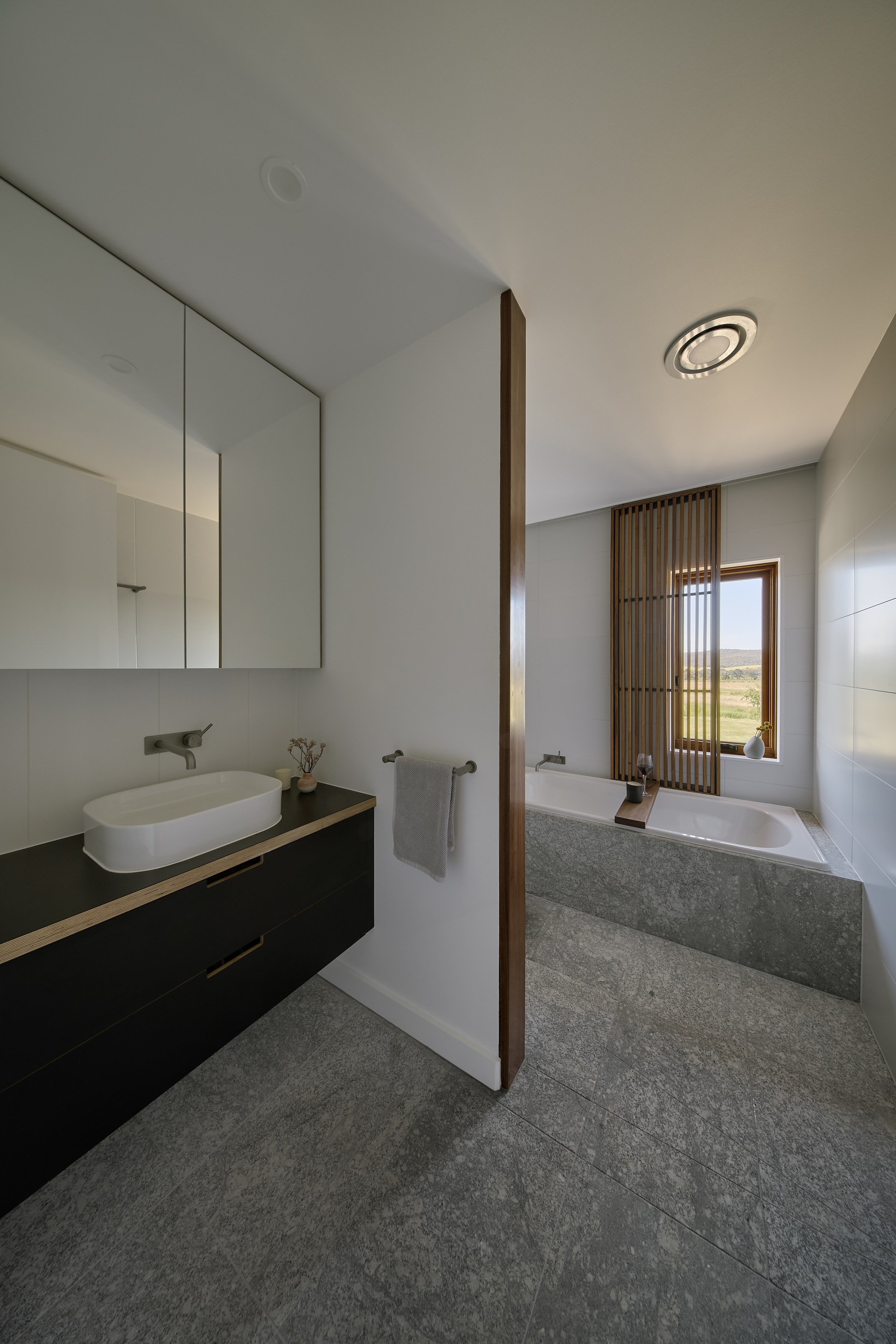 Galeria de Casa Little Granite / BRD Studio - 12