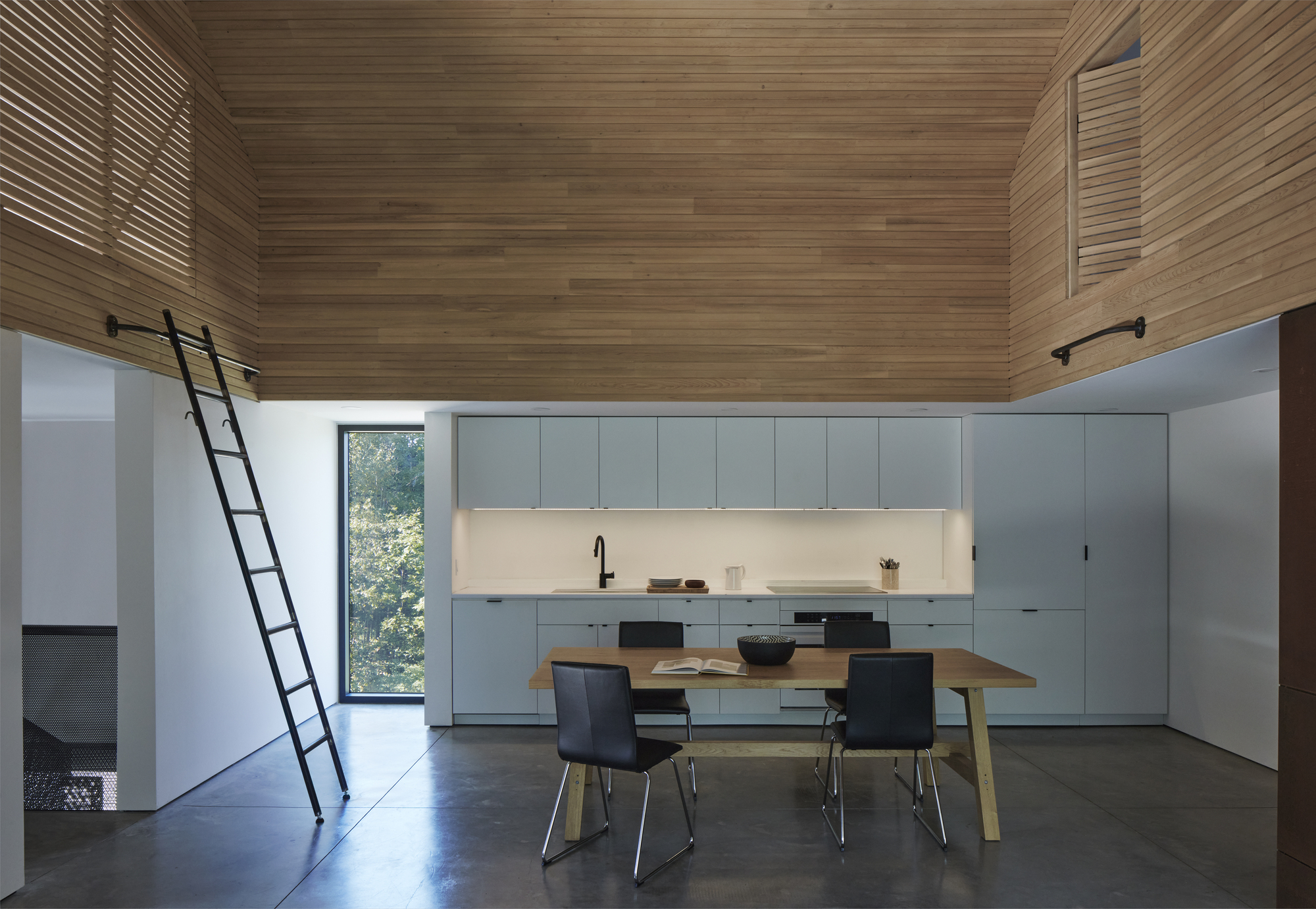 Gallery of Chester House / Mackay-Lyons Sweetapple Architects - 4