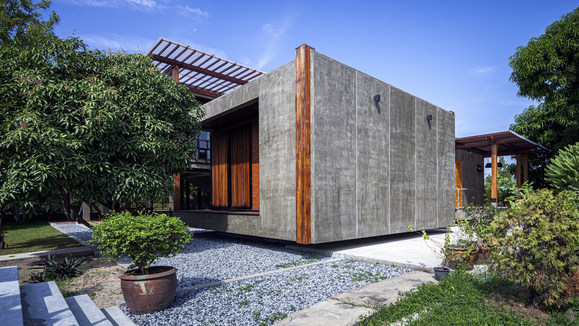 Gallery of BULBUL House / Volume Matrix studio - 10