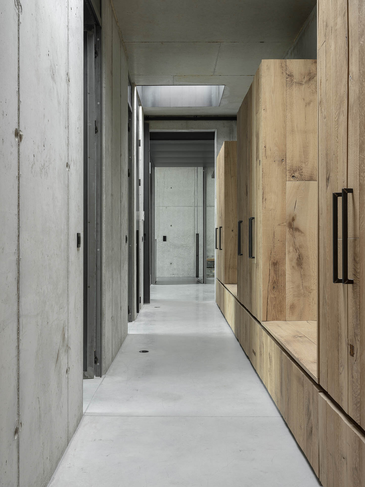 Gallery of Intersection House / Luc Spits Architecture - 12