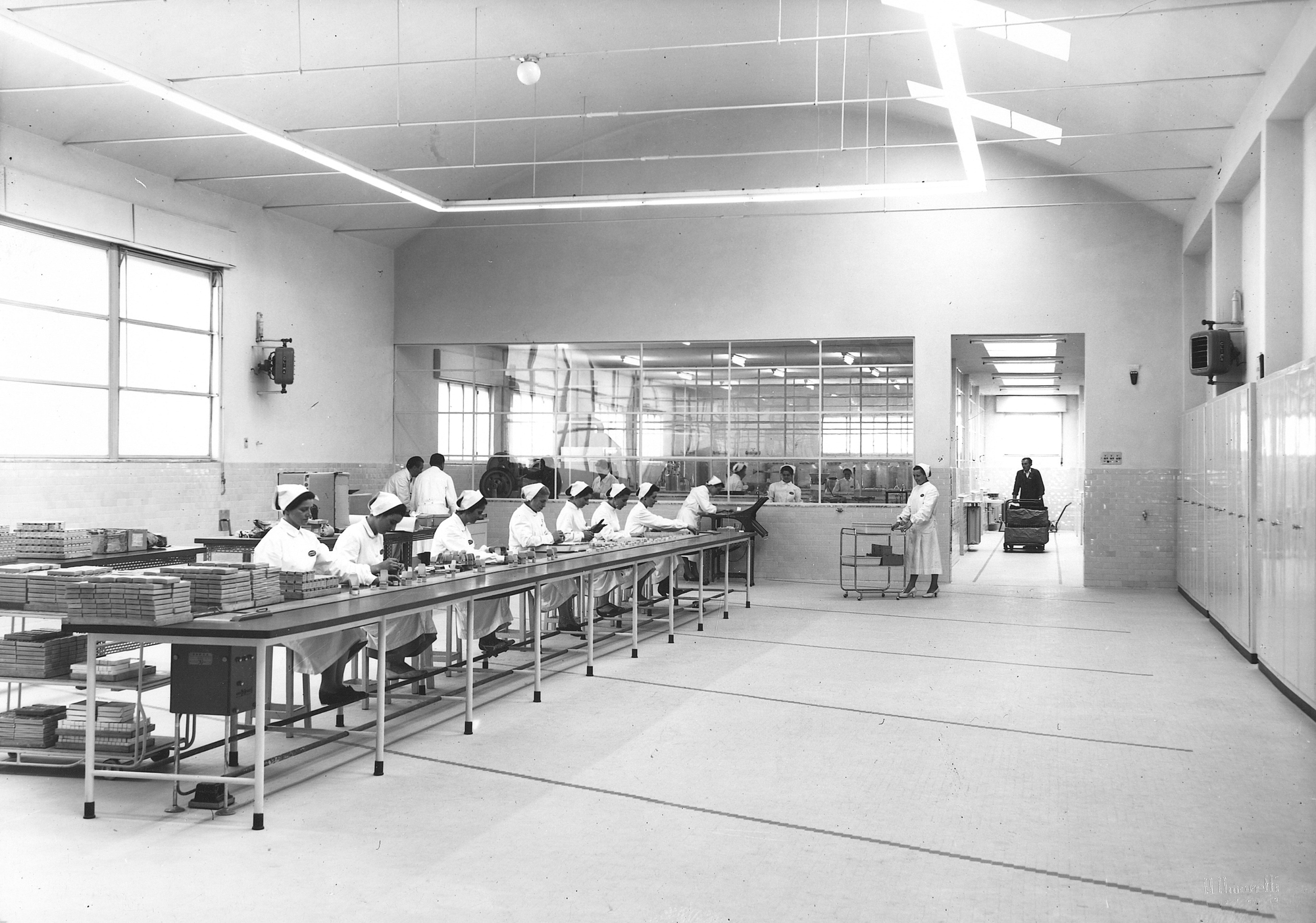 Gallery of Last Call for Entries to Redesign a Historic 1950s Modernist ...