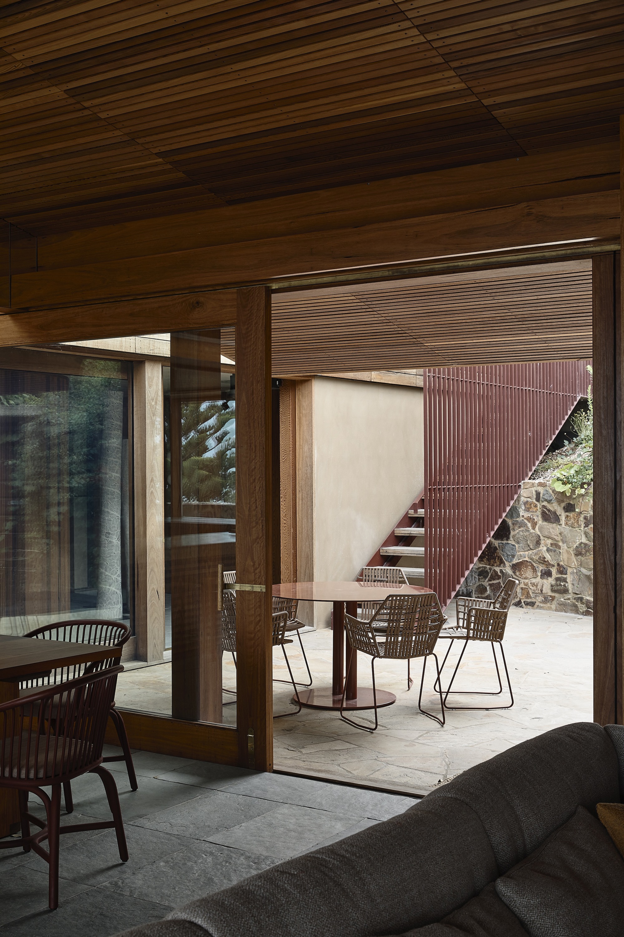 Gallery of Flinders House / Kennedy Nolan Architects - 16